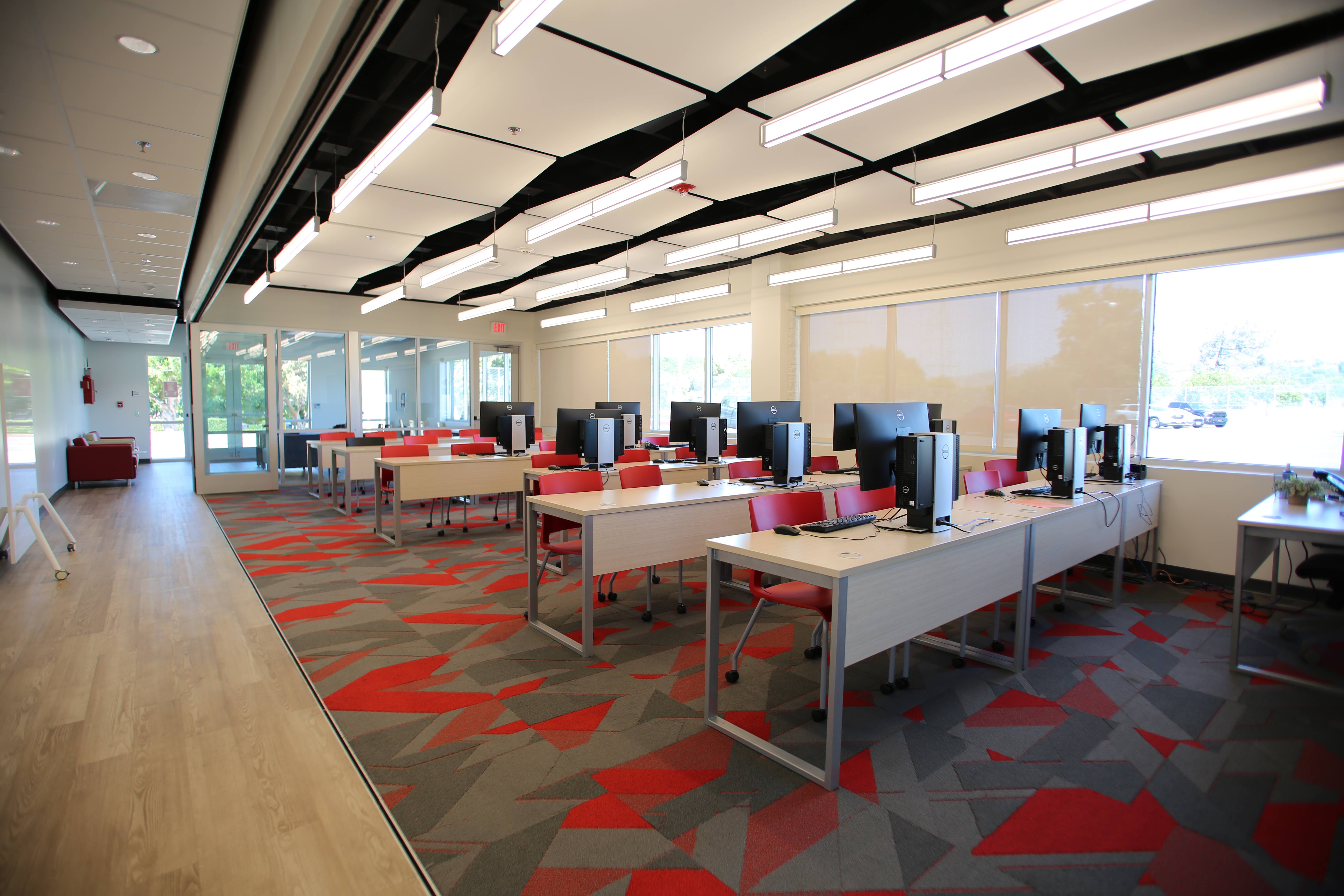 Bishop Alemany High School Media Lab by Kluger Architects Inc. - Architizer