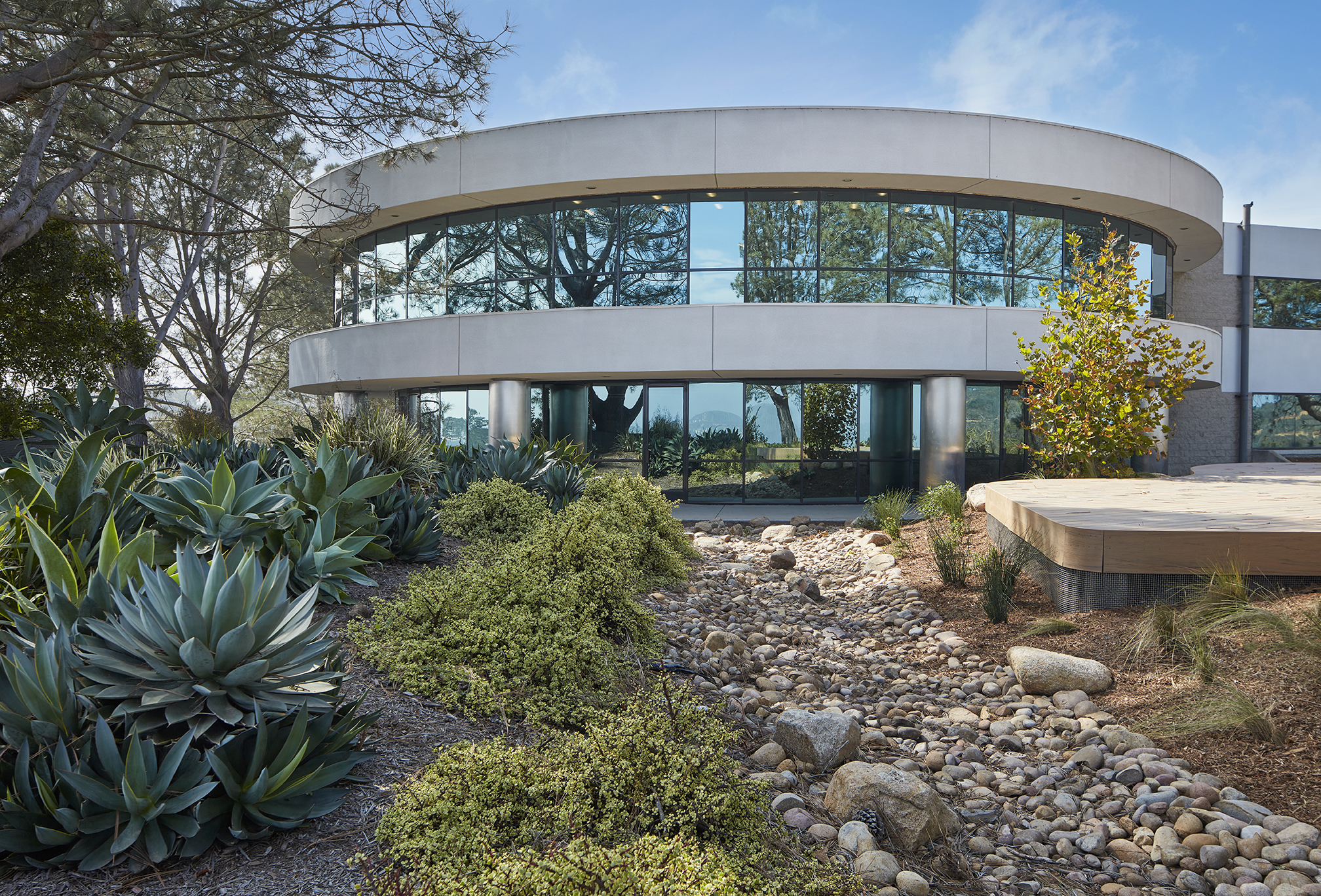 Healthpeak Spec Suite & Spec Lab by ID Studios, Inc. - Architizer