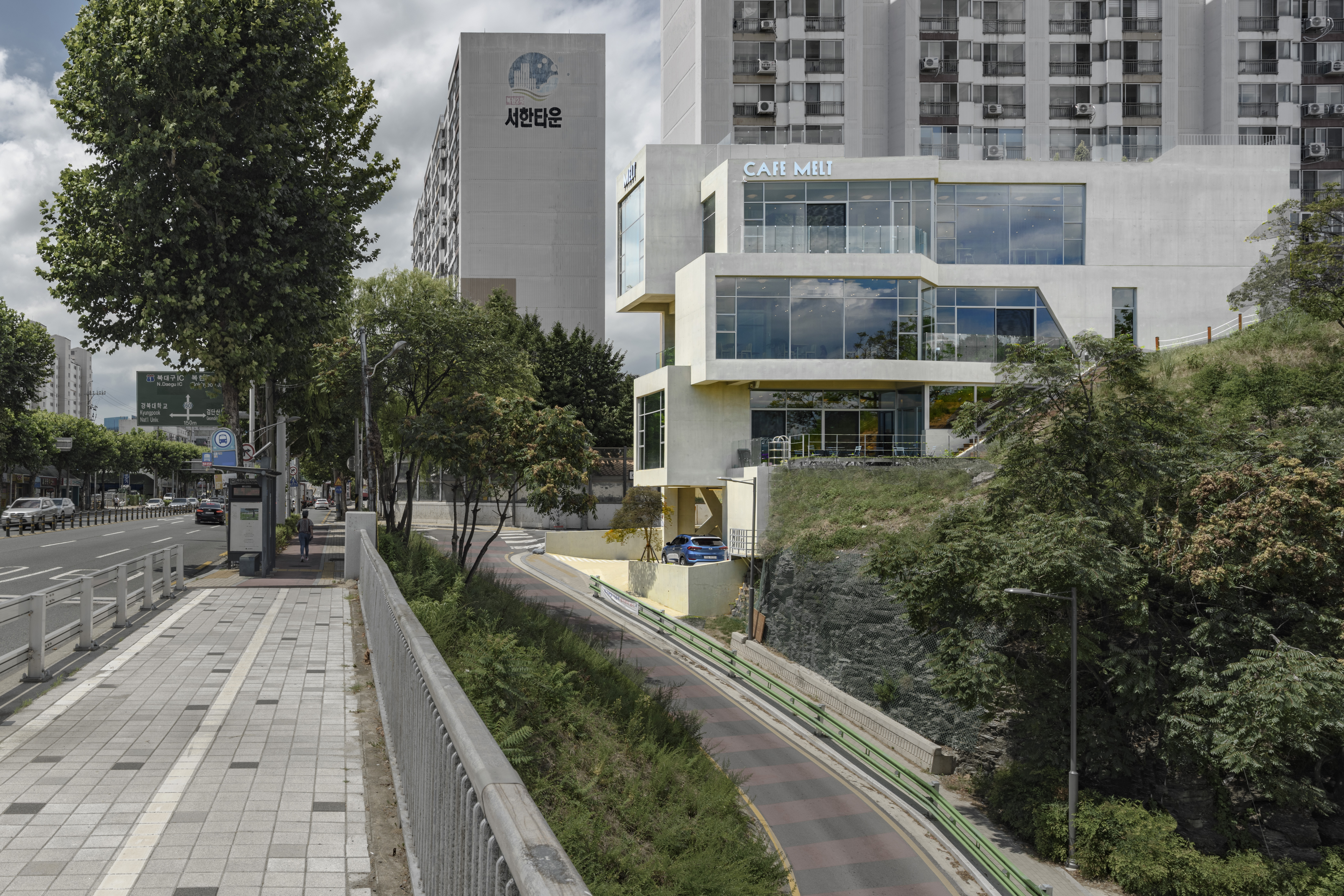MELT CAFE by MIND ARCHITECTS - Architizer