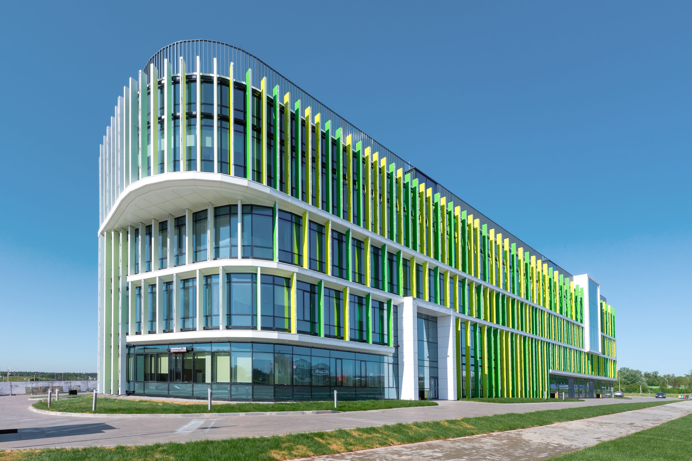 INTERNATIONAL MEDICAL CLUSTER IN SKOLKOVO, 1ST BUILDING by Asadov ...