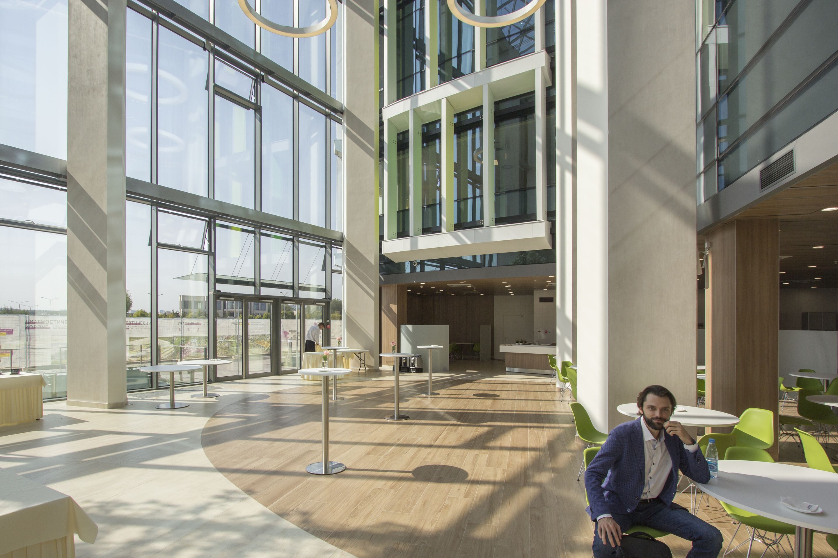 INTERNATIONAL MEDICAL CLUSTER IN SKOLKOVO, 1ST BUILDING by Asadov ...