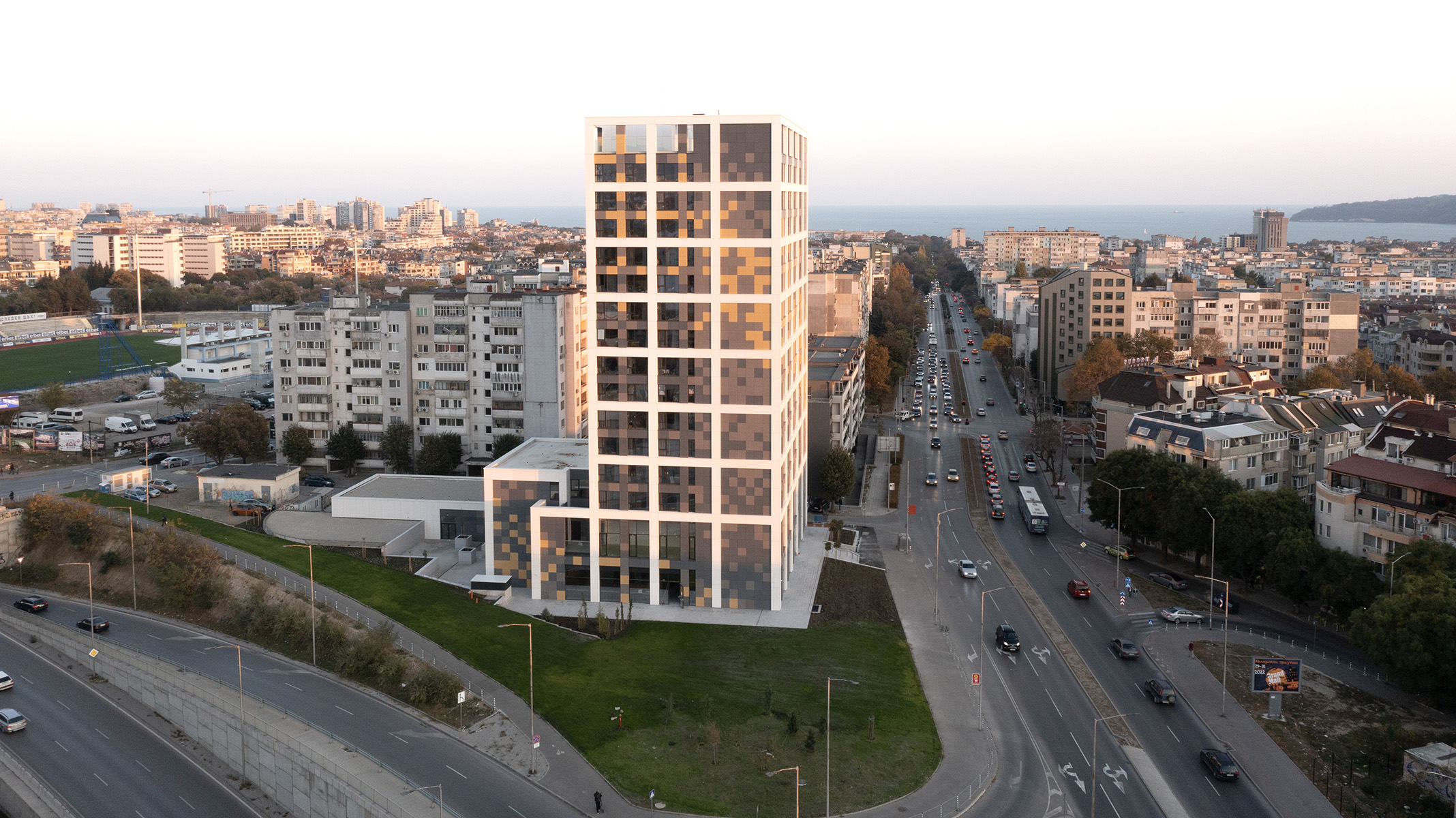 CAMPUS 90 by E-ARCH - Architizer