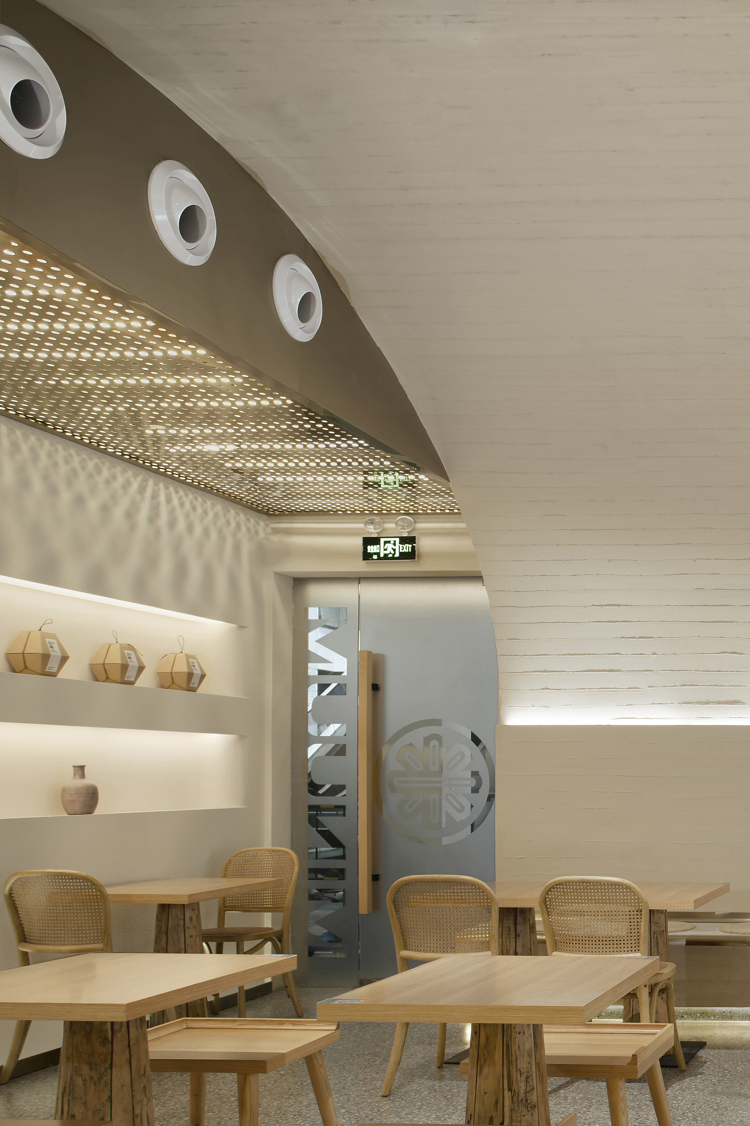 MINUUM - Guizhou Traditional Cuisine Restaurant by AtelierOFFLINE ...
