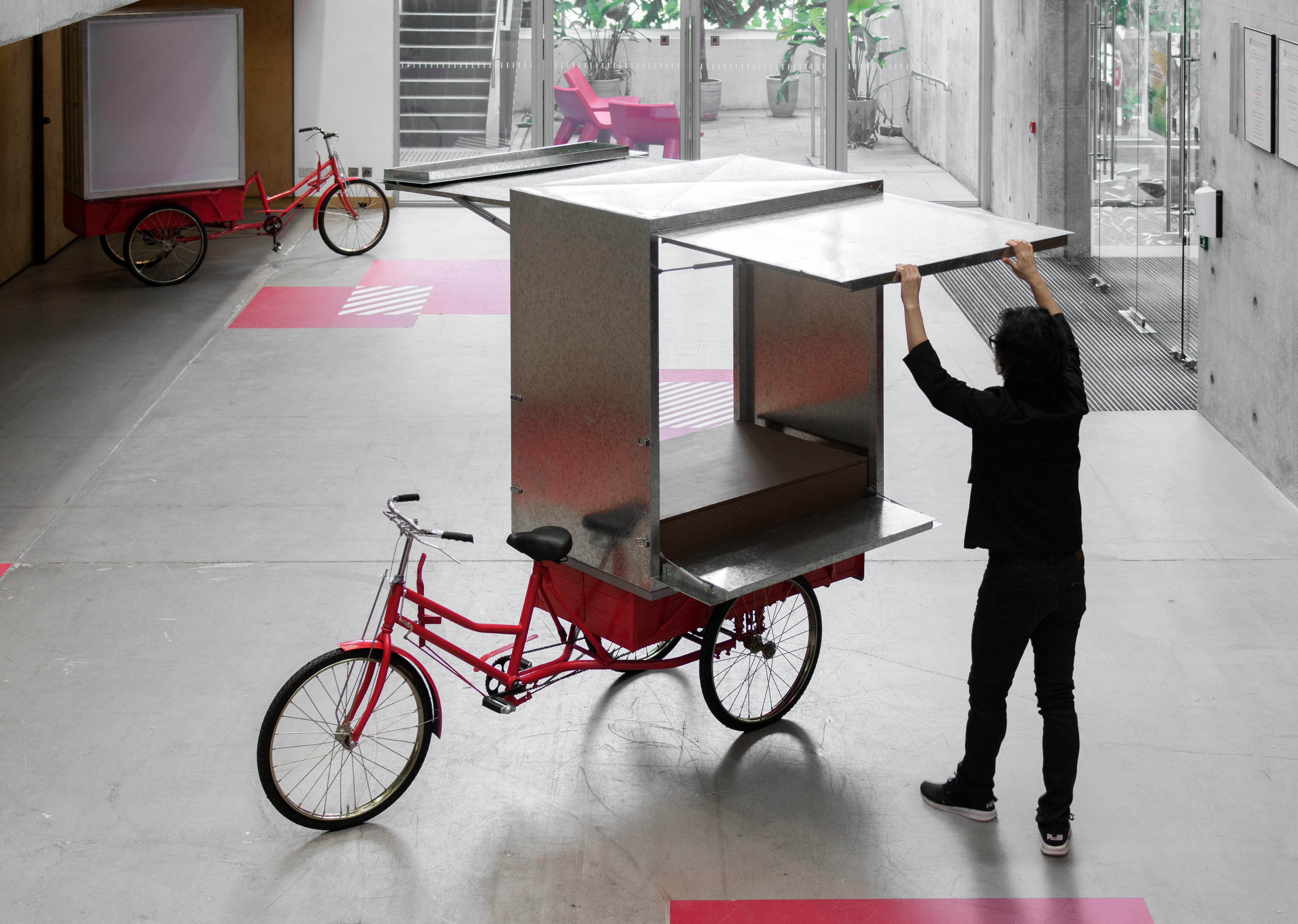 Folding Custom Bike: Coupling Galvanized Metal Craft and Utilitarian ...