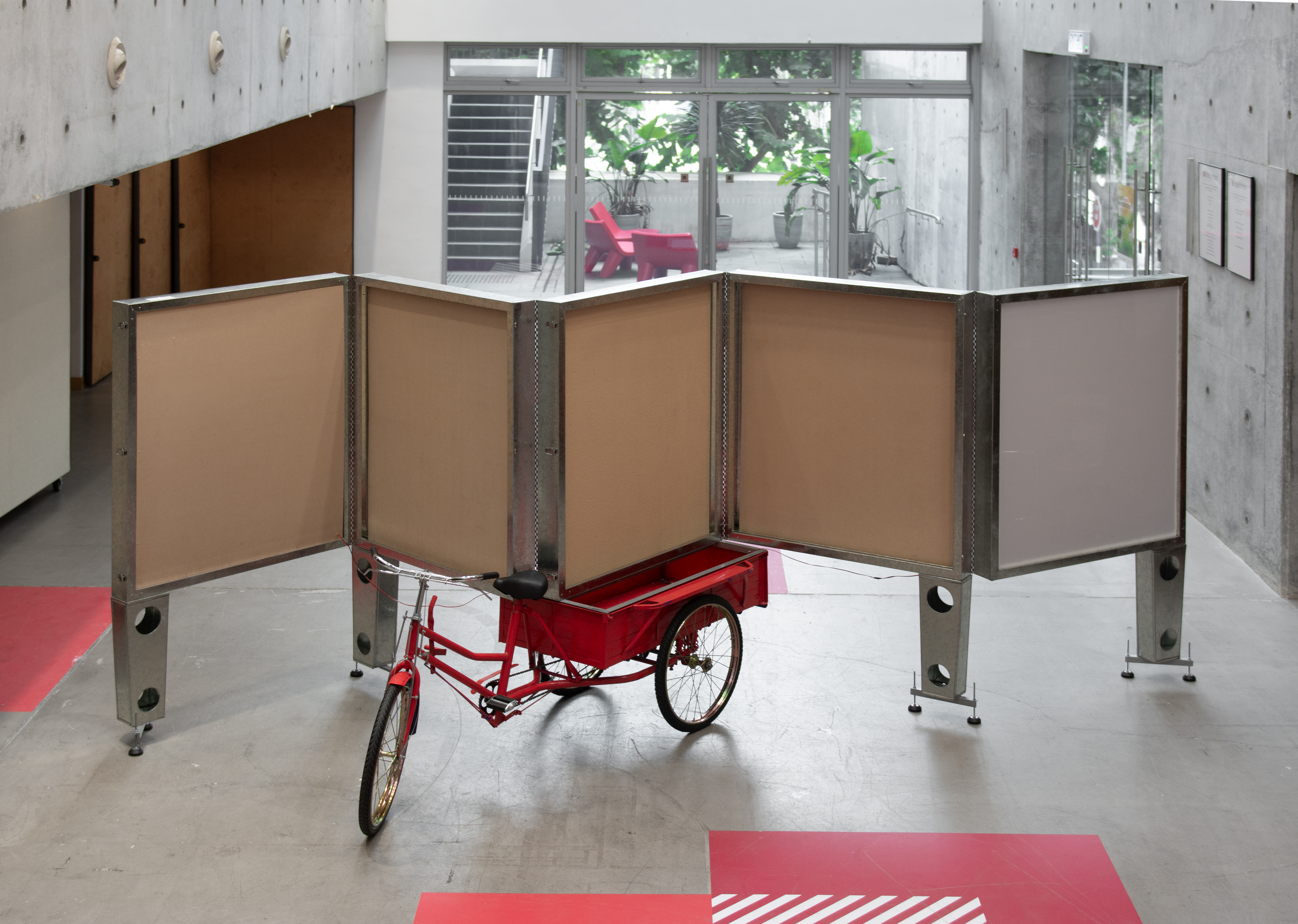 Folding Custom Bike: Coupling Galvanized Metal Craft and Utilitarian ...