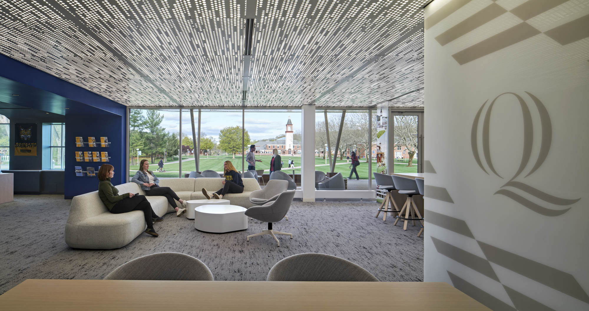 Quinnipiac University Admissions Center by Amenta Emma Architects ...