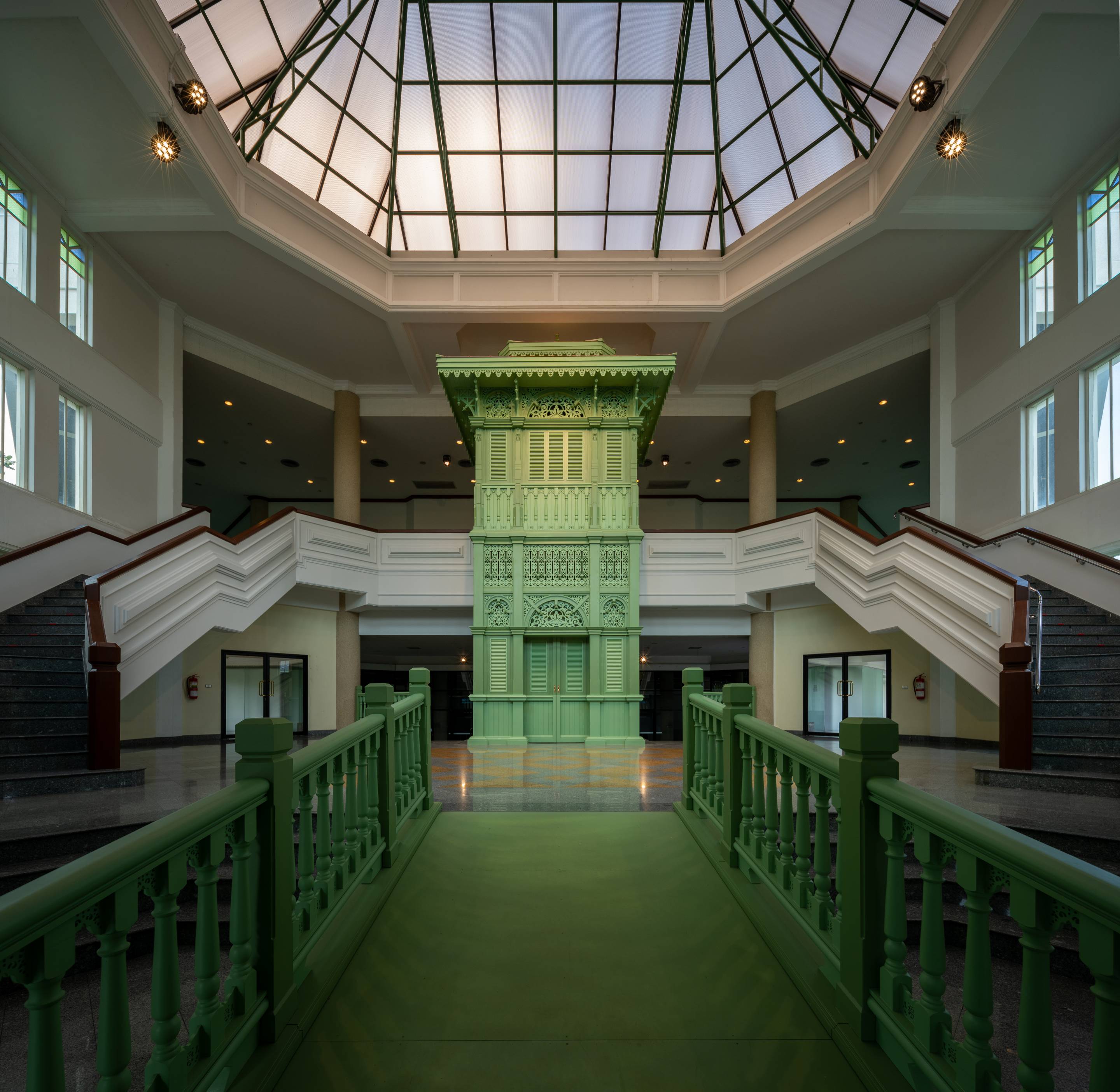 Auditorium Elevator of Silpakorn University, Sanam Chandra Palace ...
