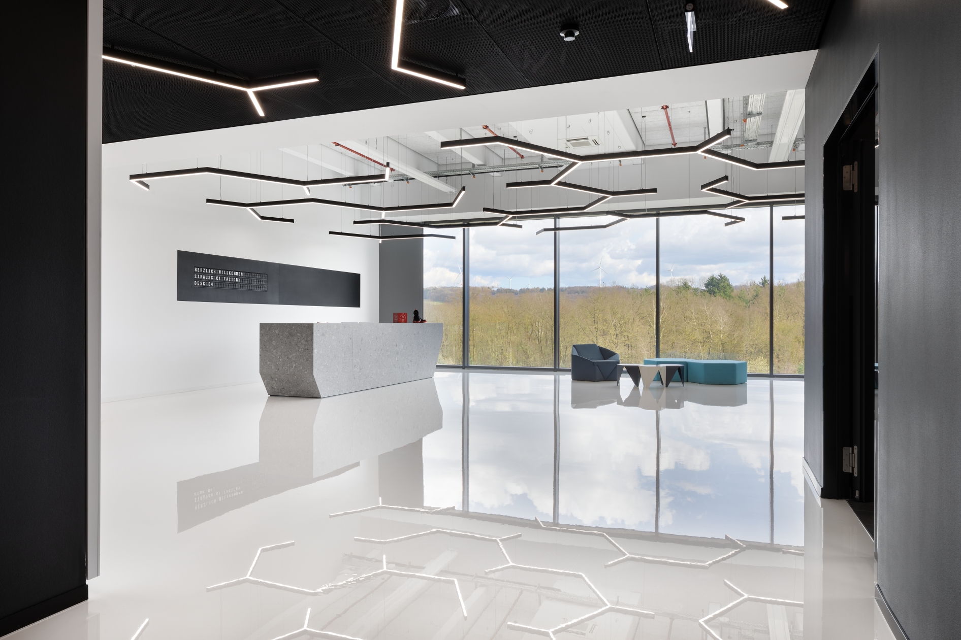 ENGELBERT STRAUSS CI FACTORY SCHLÜCHTERN by PLAJER + FRANZ - Architizer