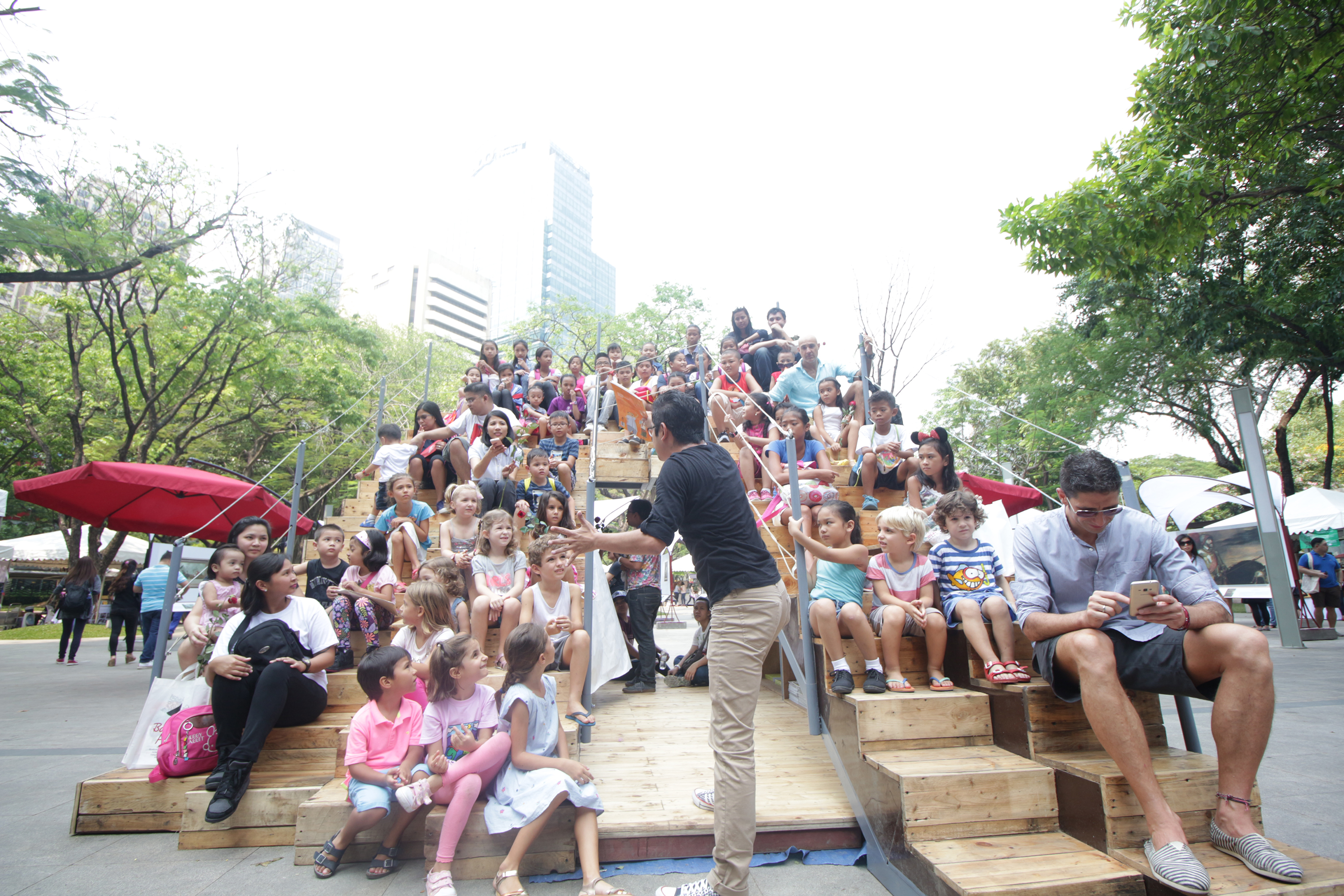 The Book Stop Project by WTA Design Studio - Architizer