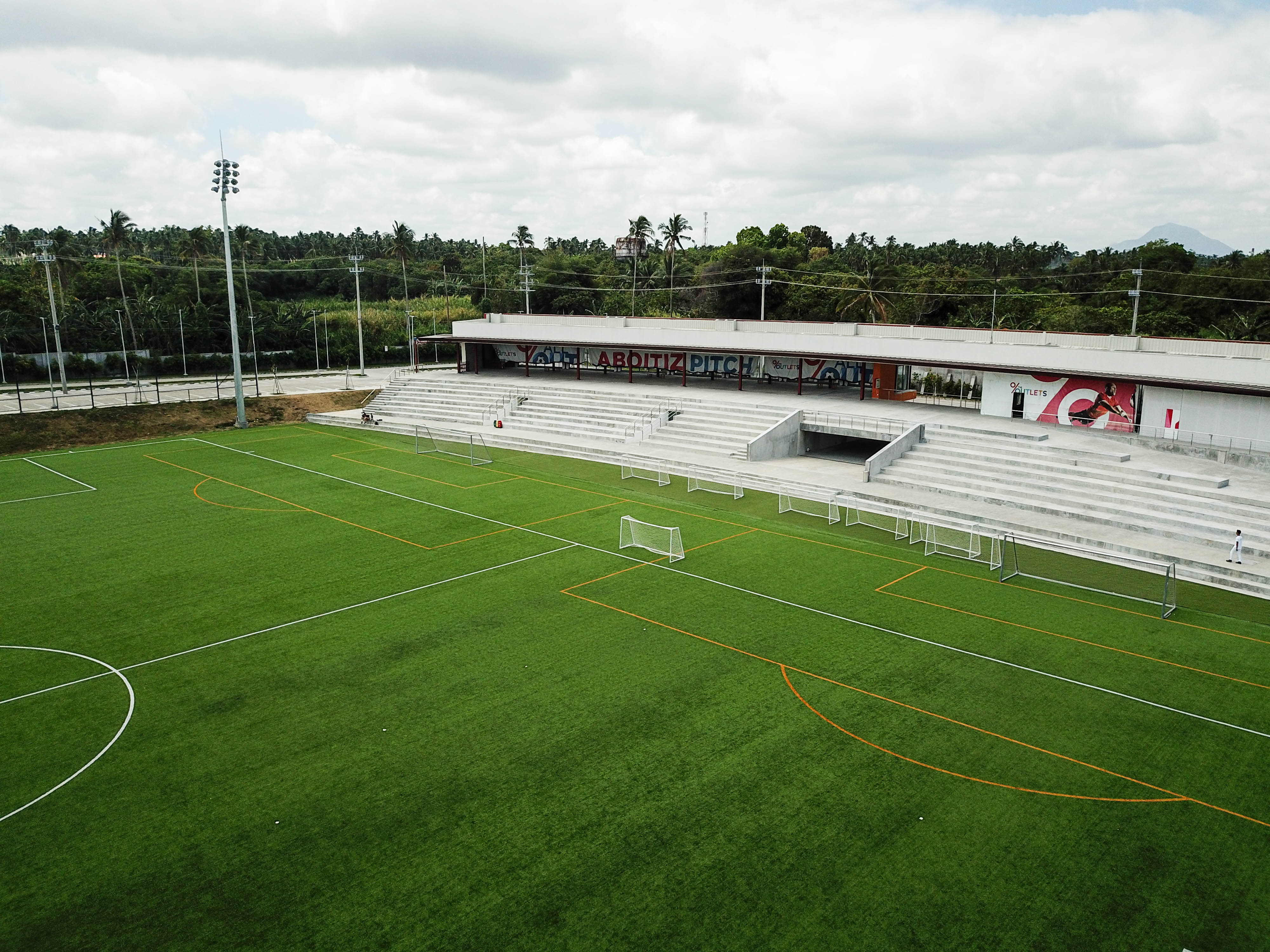 The Outlets at Lipa by WTA Architecture and Design Studio - Architizer