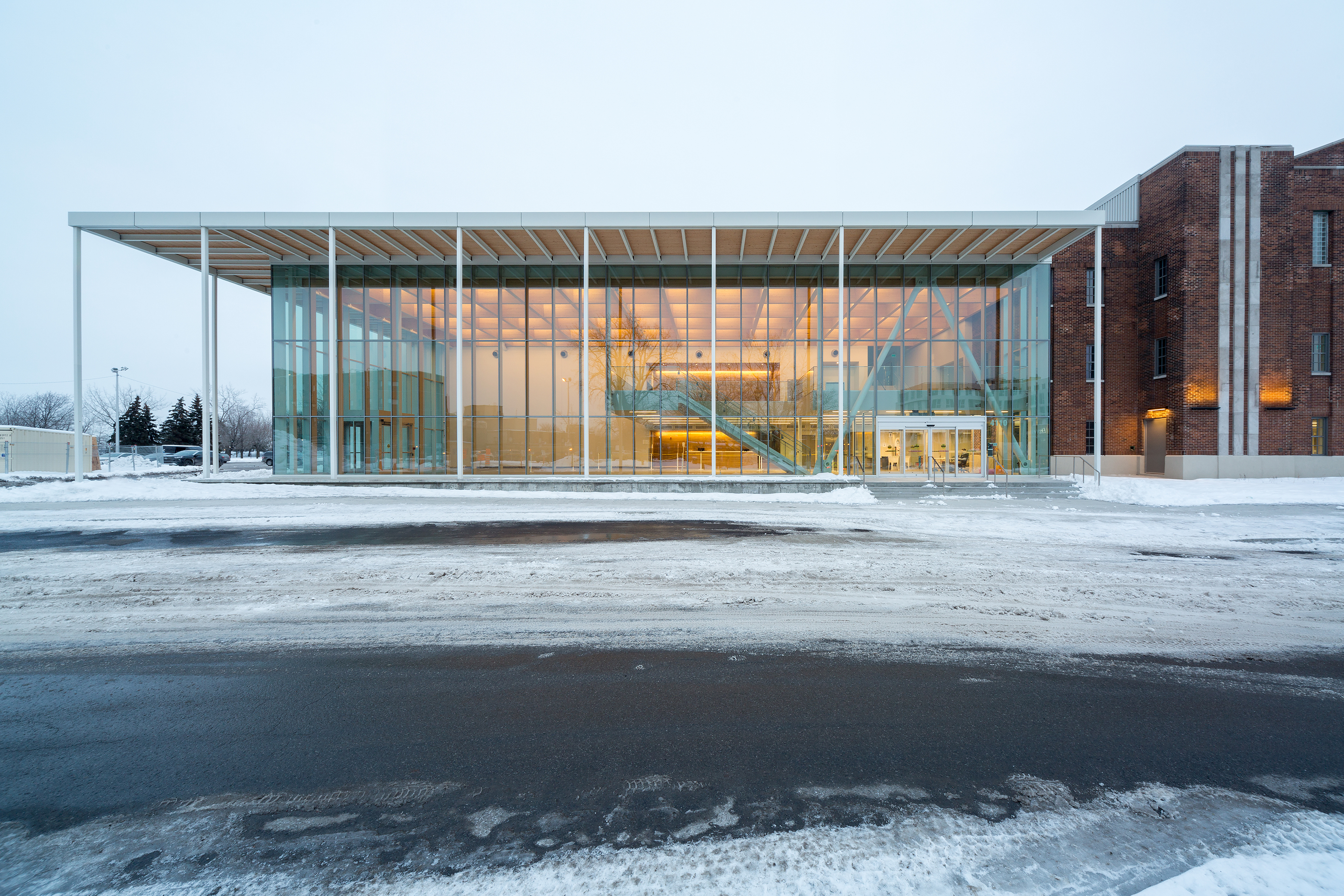 Verdun Auditorium and Denis-Savard Arena by Les Architectes FABG ...