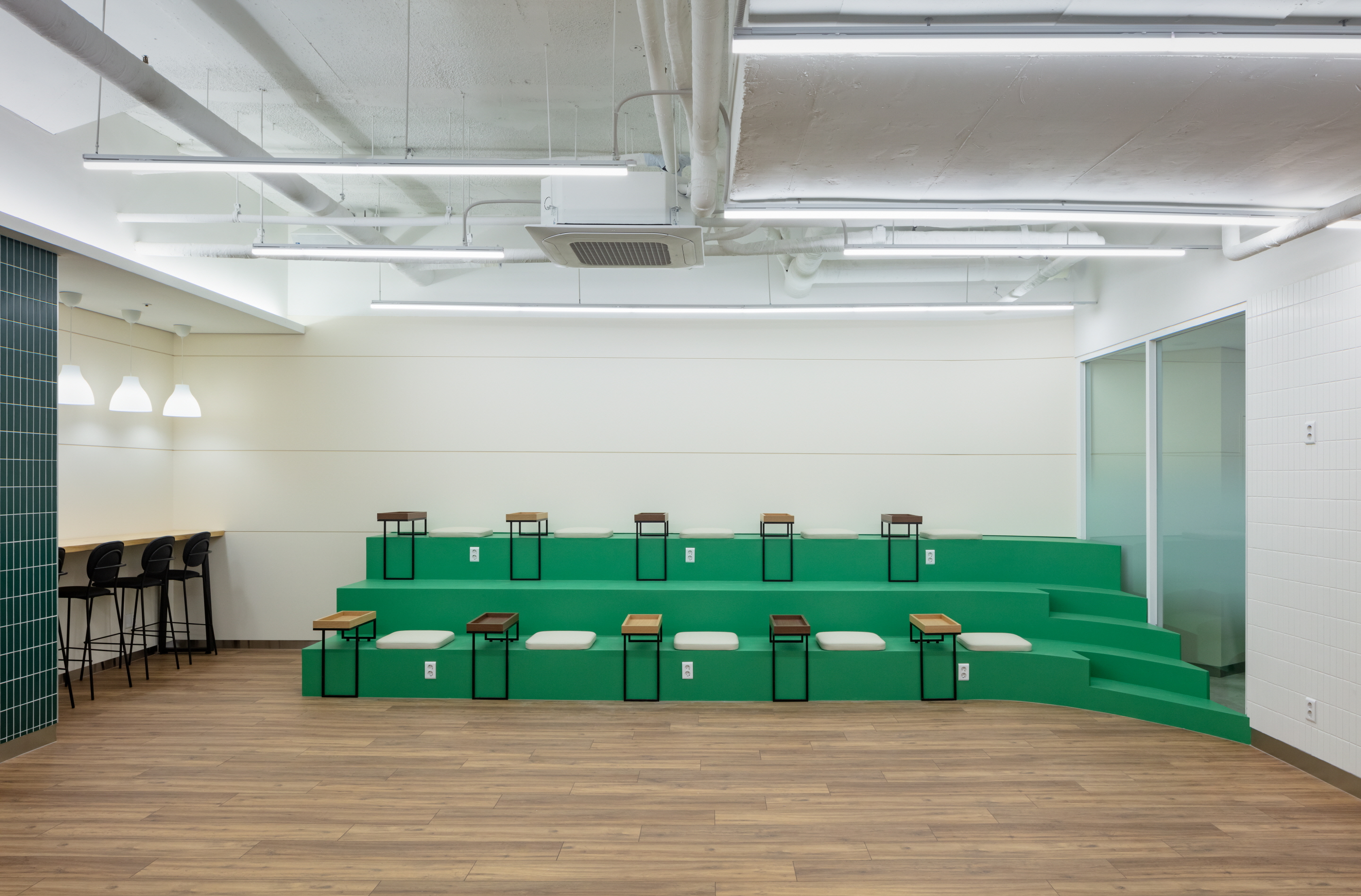 Gangnam Shinjungnyeon Job Support Center by 2m2 architects - Architizer
