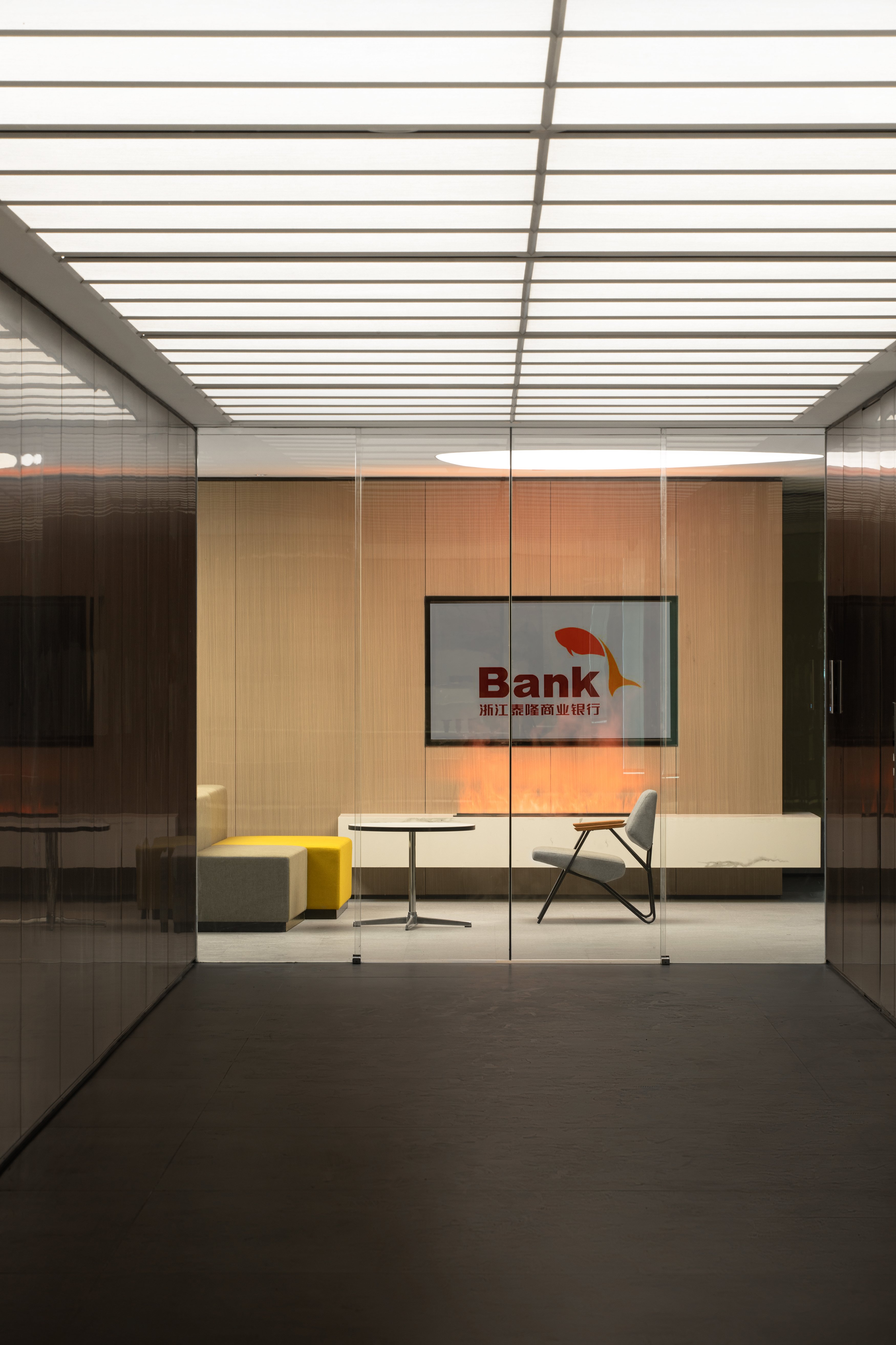 Tailong Bank Technology Software Development Office by Damai Interior ...