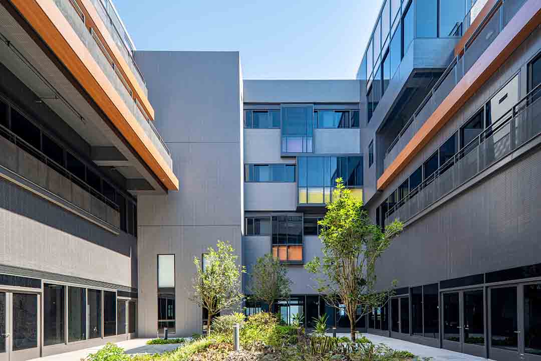 Siu Lam Integrated Rehabilitation Services Complex by Ronald Lu ...