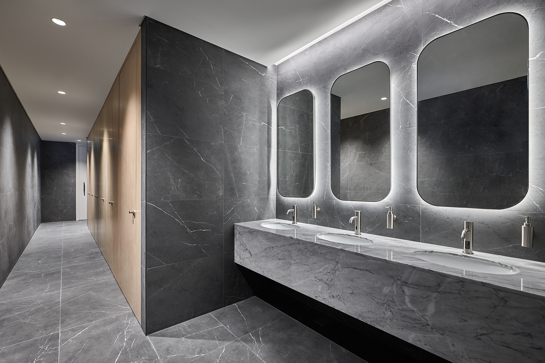 Brevan Howard Asset Management Al Sarab Tower 2 Offices by SAY Studio ...