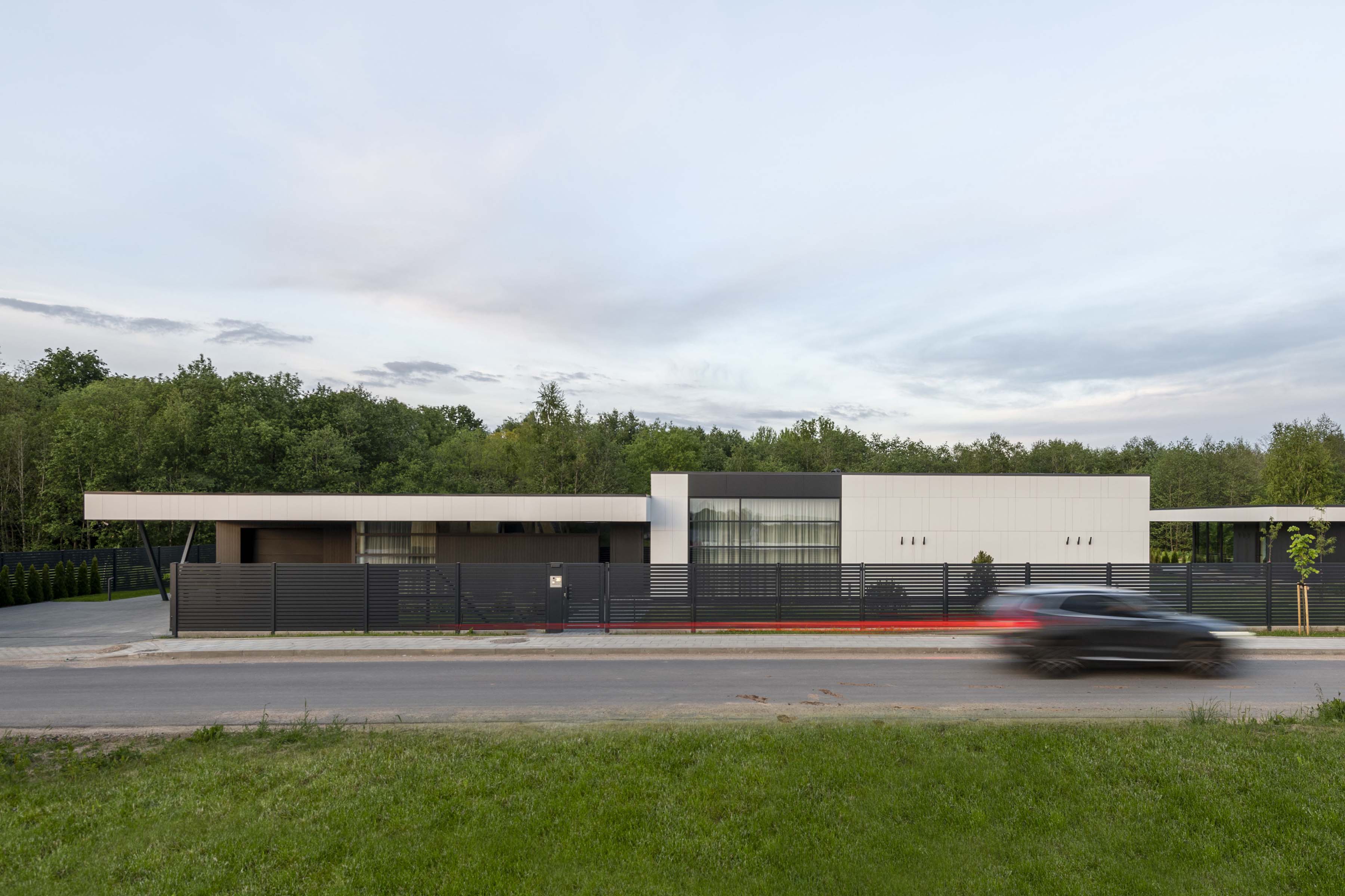 LA house by Architecture laboratory ArchLAB - Architizer