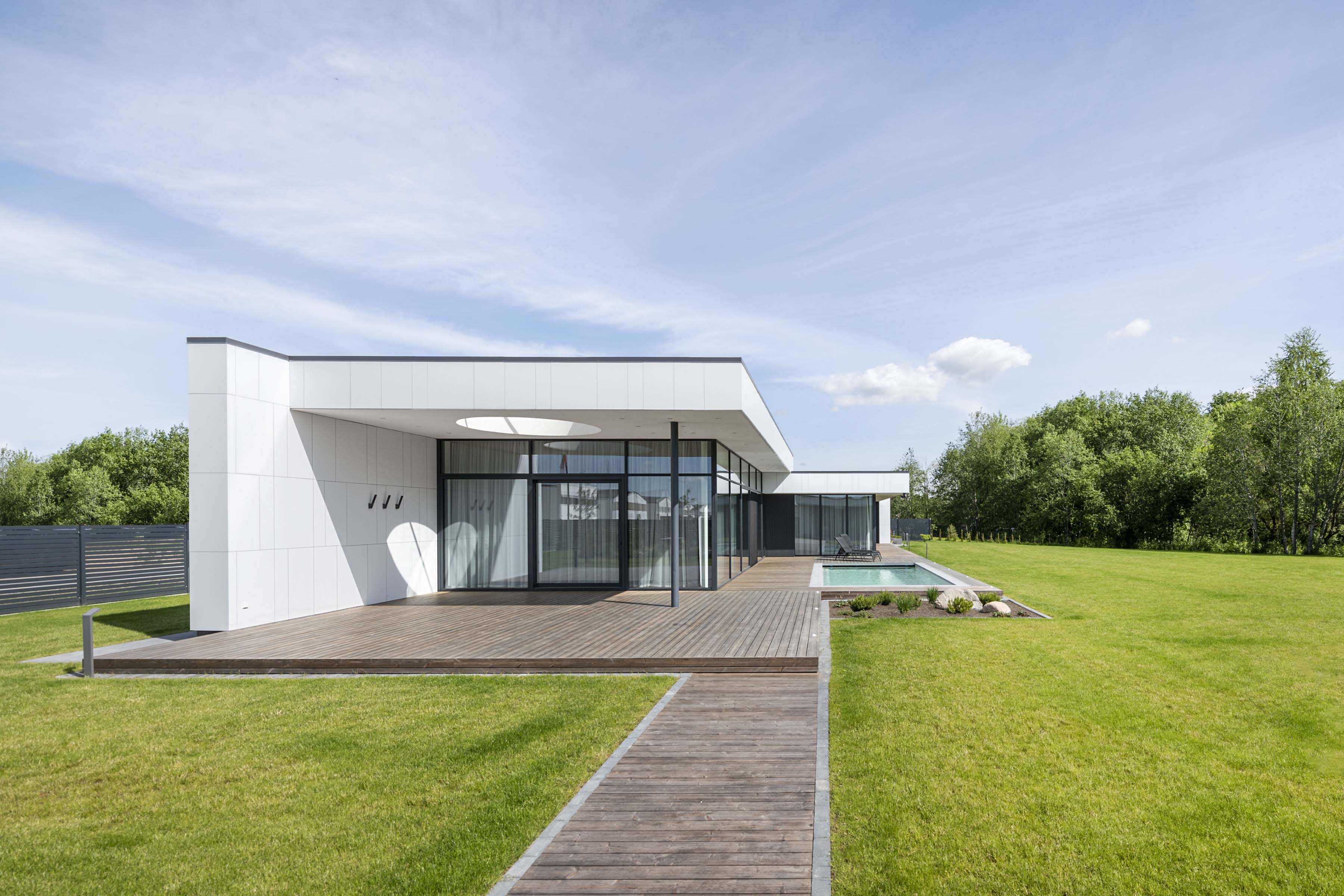 LA house by Architecture laboratory ArchLAB - Architizer