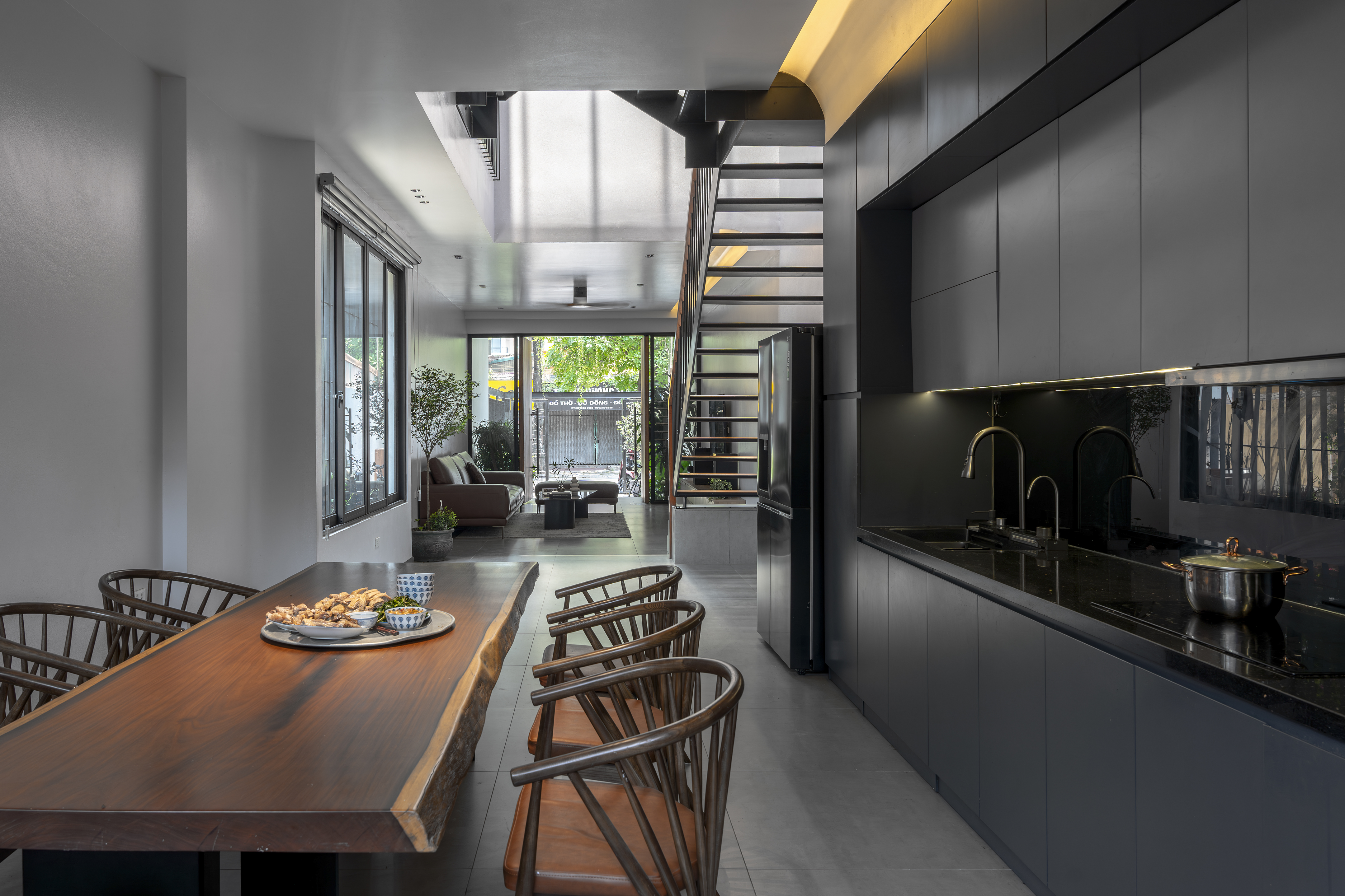 VAN TRI HOUSE by T3A.Atelier - Architizer