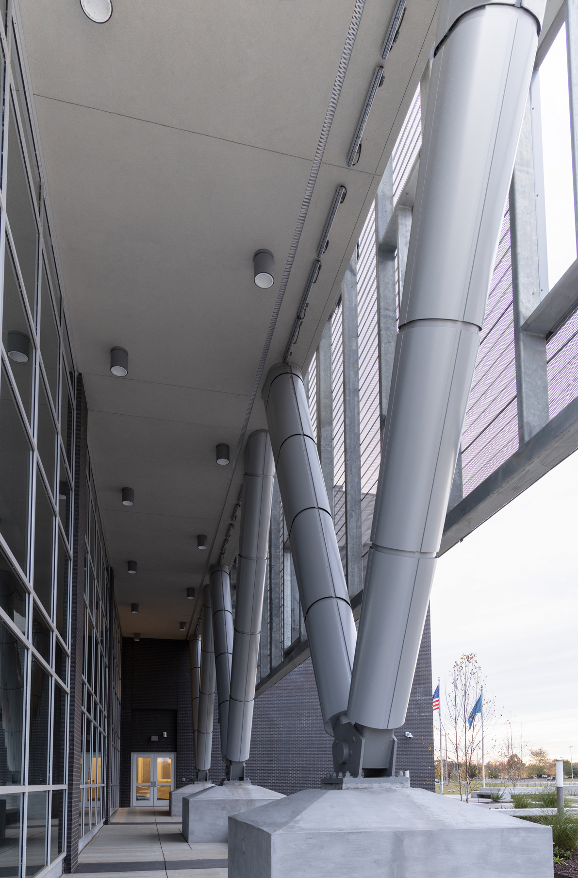 Louisiana Tech Research Institute (LTRi) by Gordon Incorporated ...