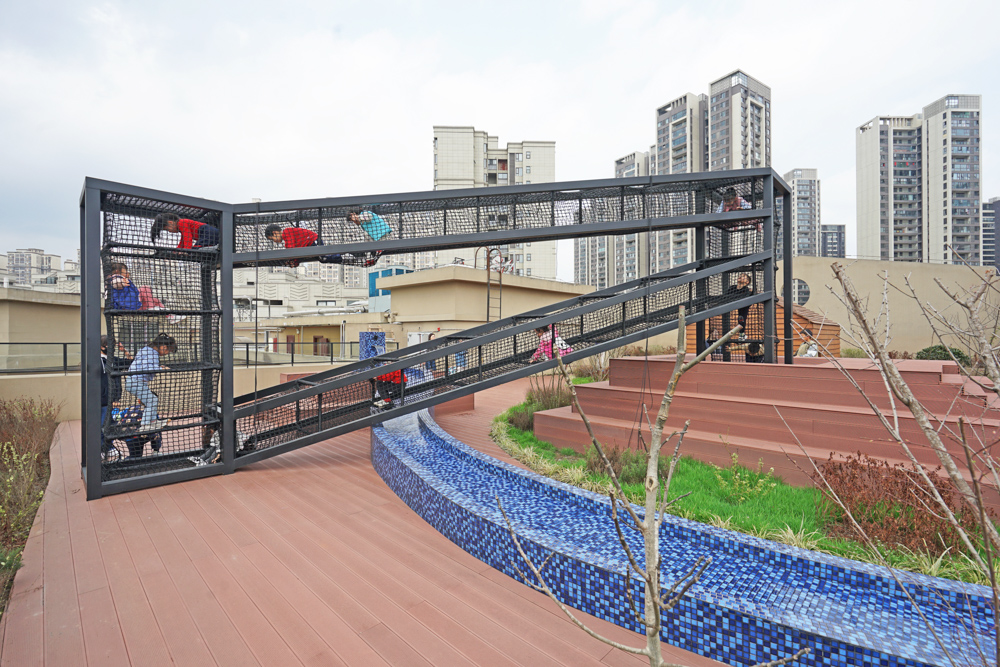 WDB Kindergarten by HIBINOSEKKEI+youjinoshiro - Architizer