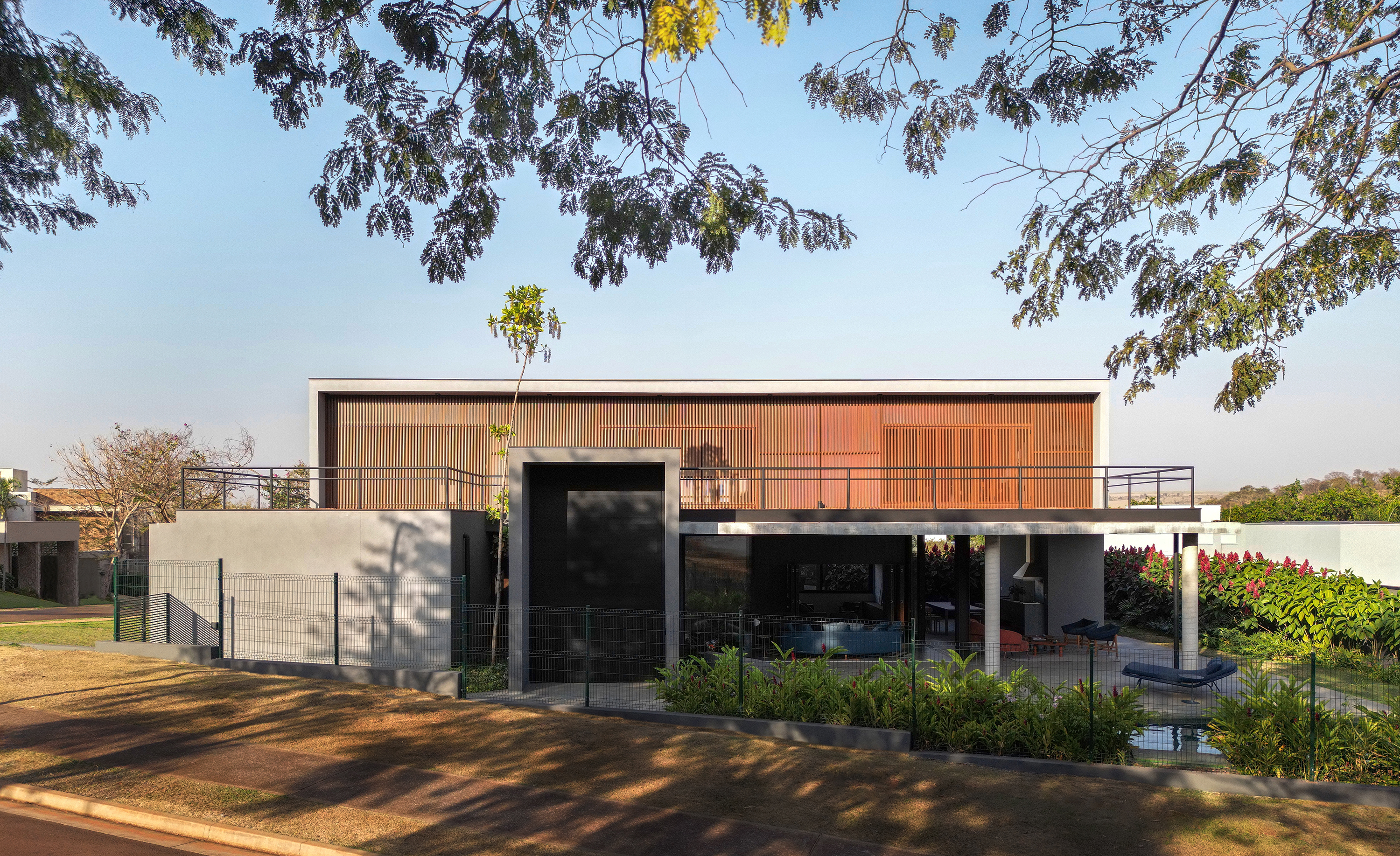 BETA HOUSE by Mariana Orsi arquitetura + design - Architizer
