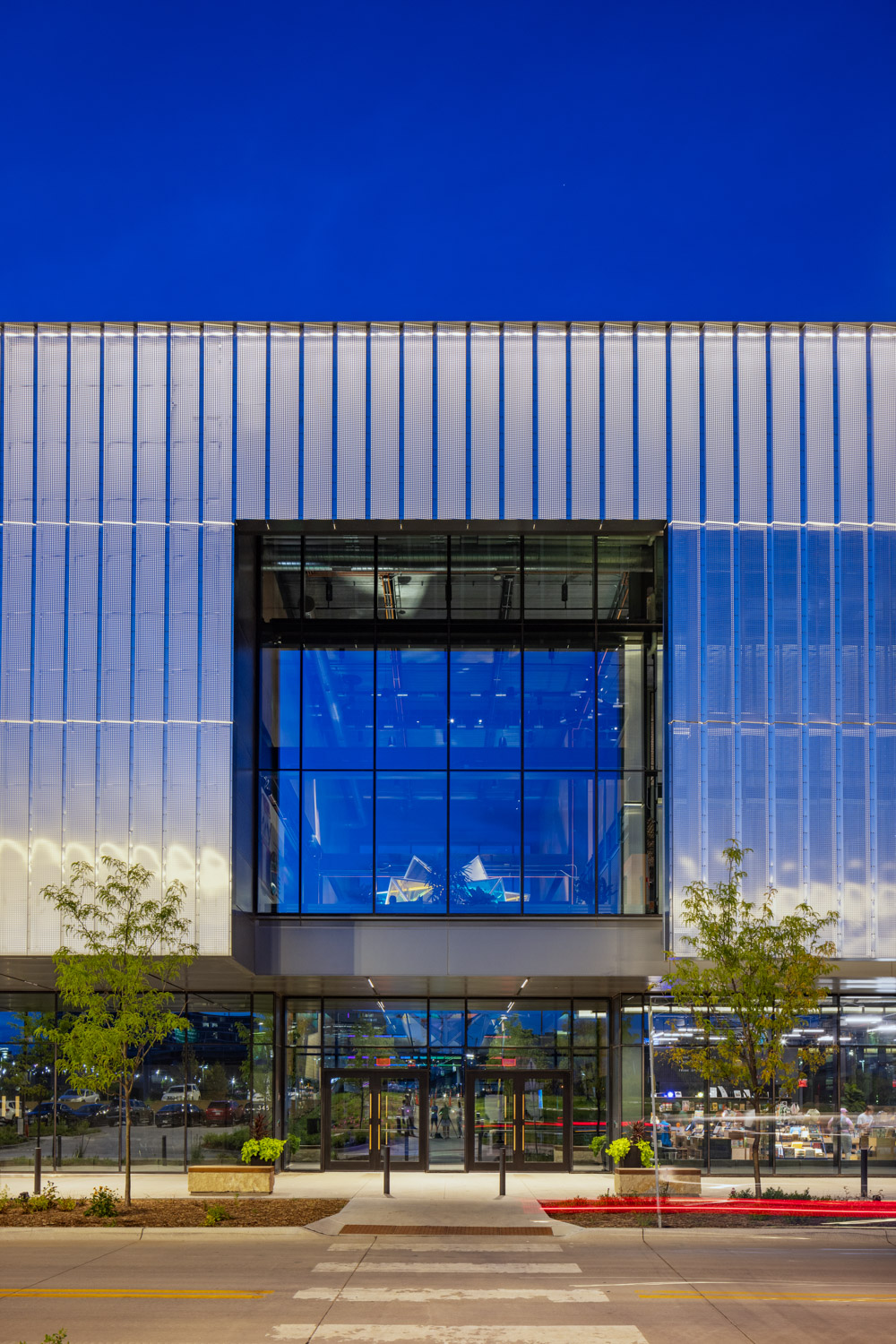 Kiewit Luminarium by HDR - Architizer