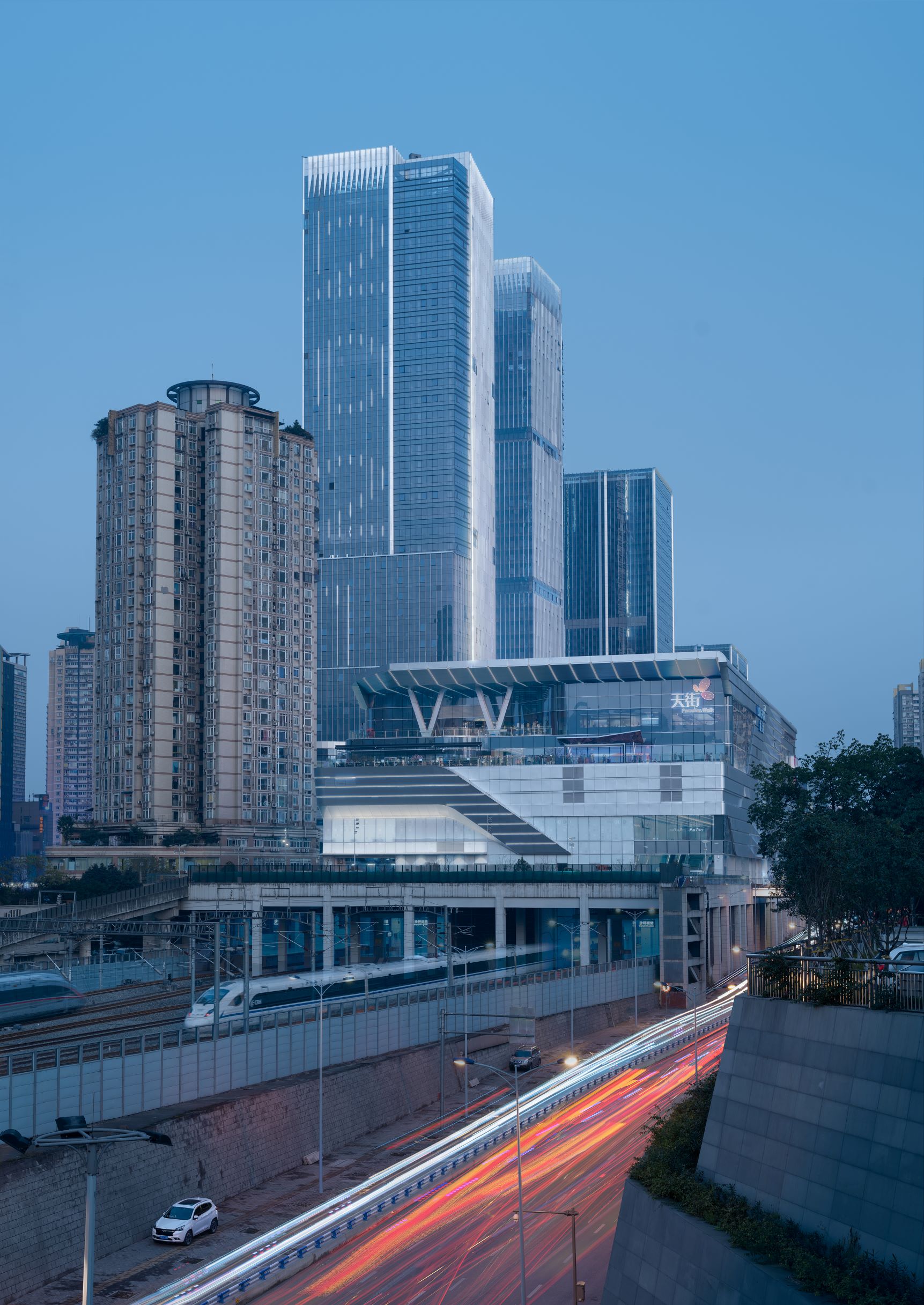 Chongqing Longfor Shapingba Station Golden Sand Paradise Walk by NIKKEN ...