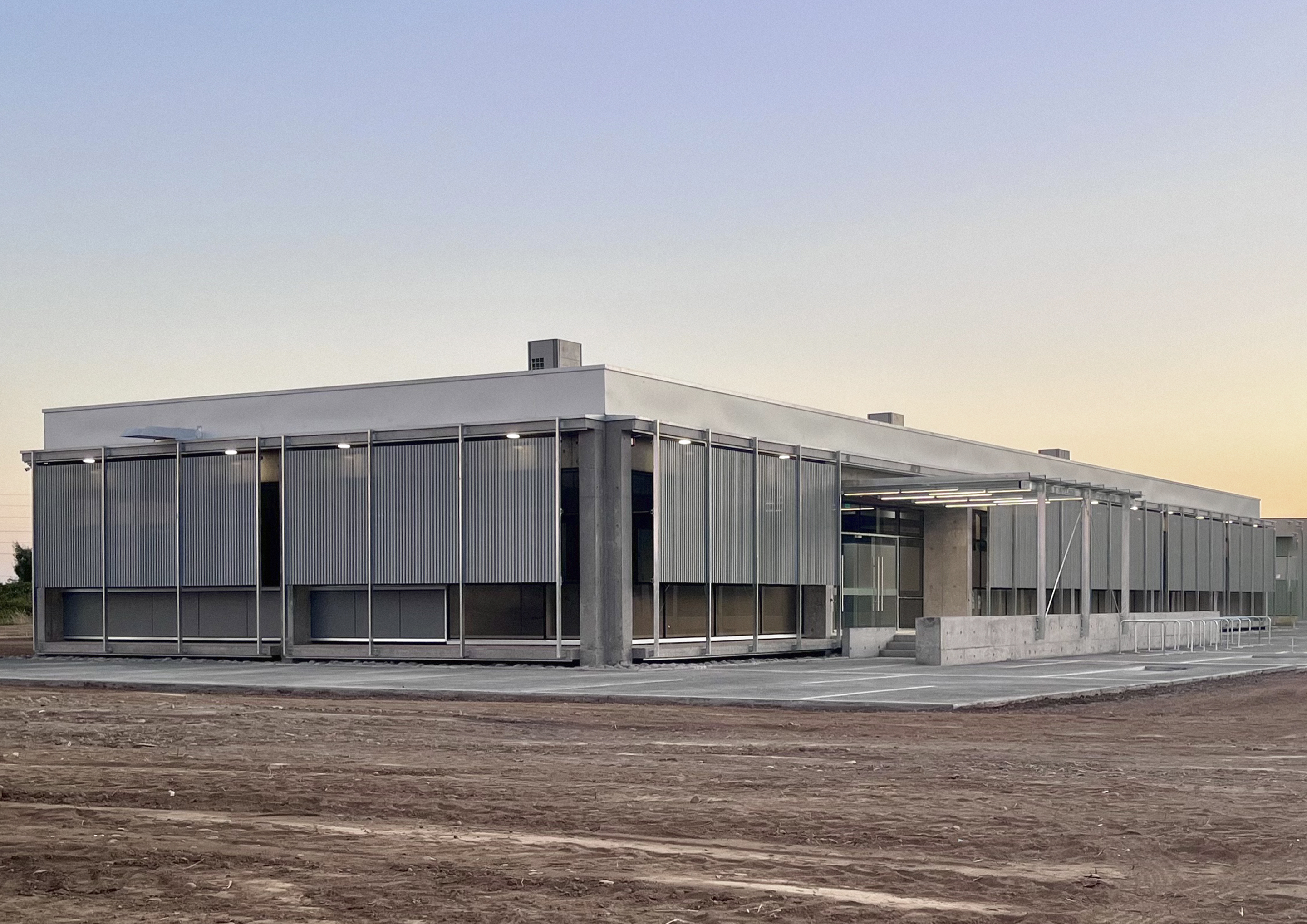 APS BUILDING by CRISTIAN BERRIOS ARCHITECTS - Architizer