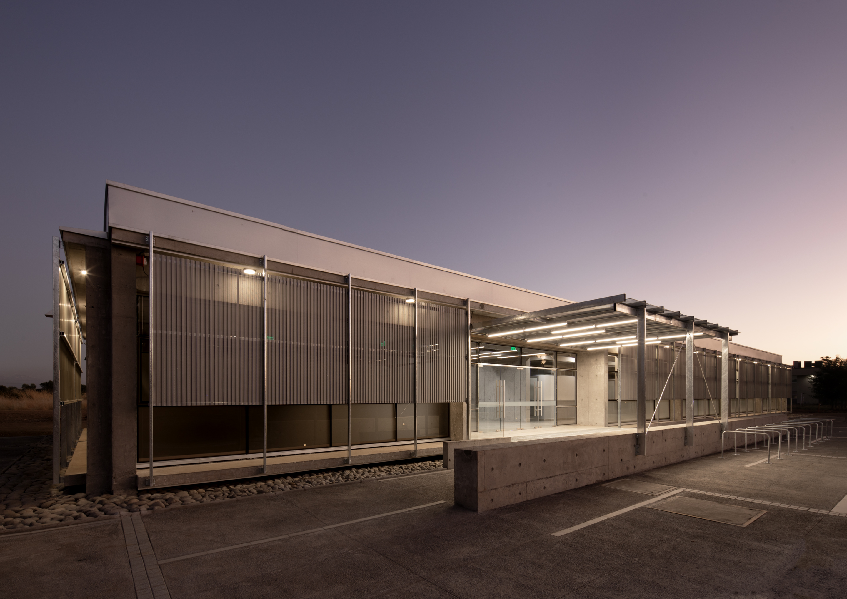 APS BUILDING by CRISTIAN BERRIOS ARCHITECTS - Architizer