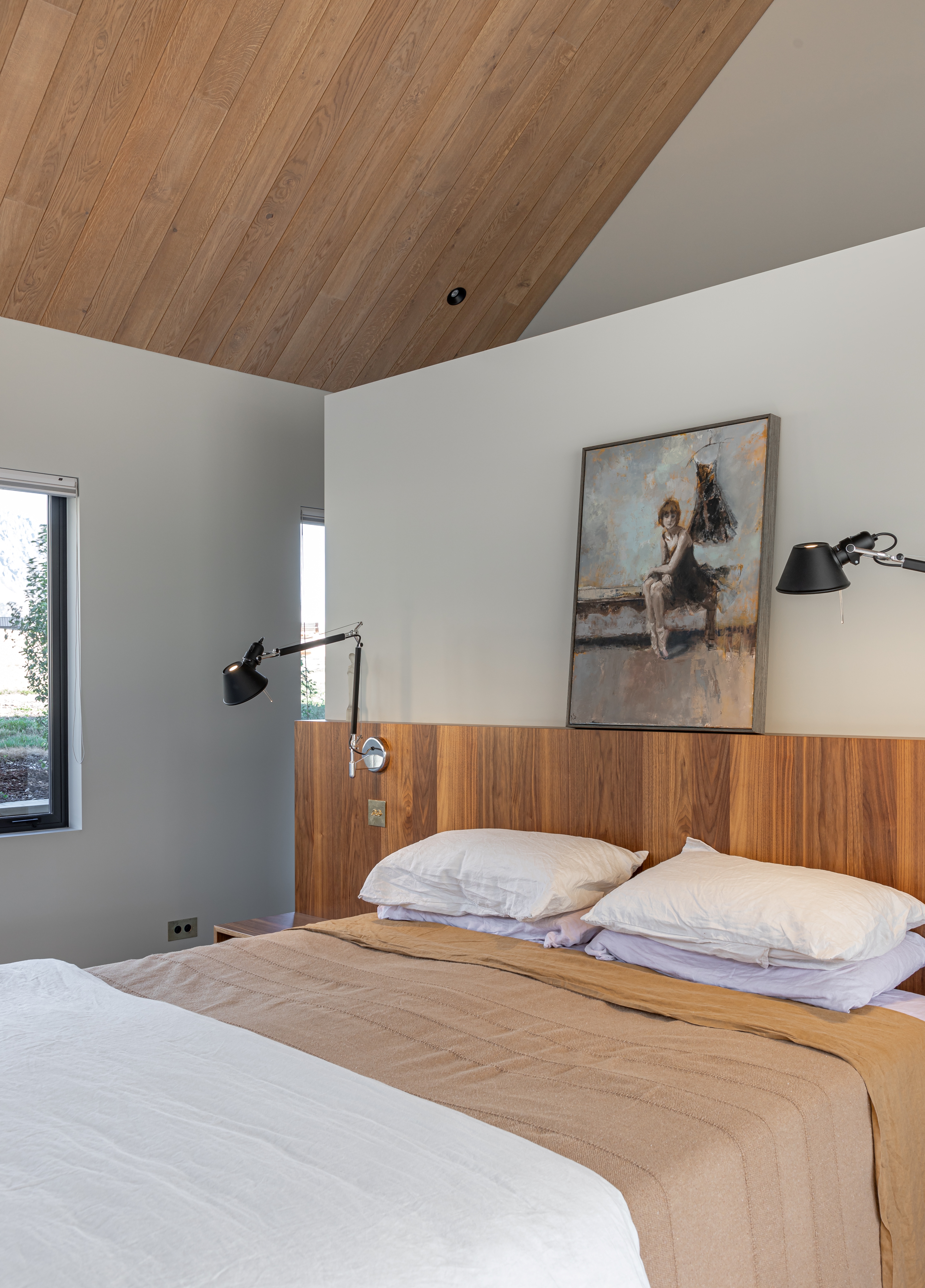 Queenstown Gallery Home by Ben Hudson Architects - Architizer