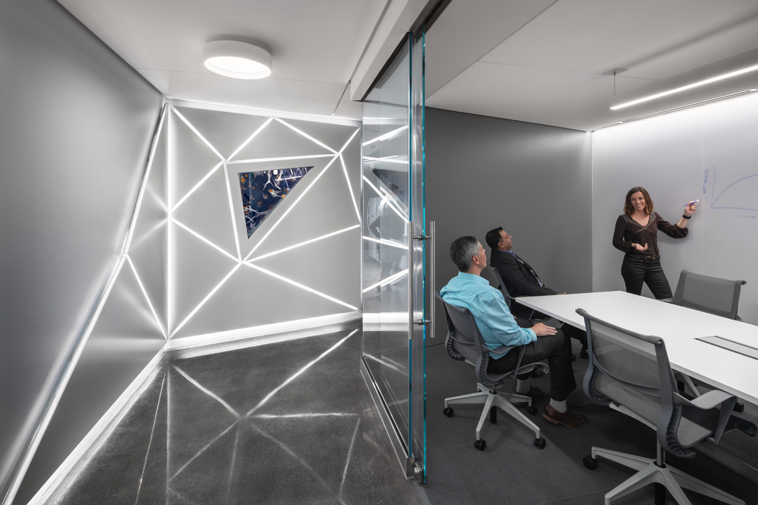 Cedars-Sinai Biomanufacturing Center by HDR - Architizer