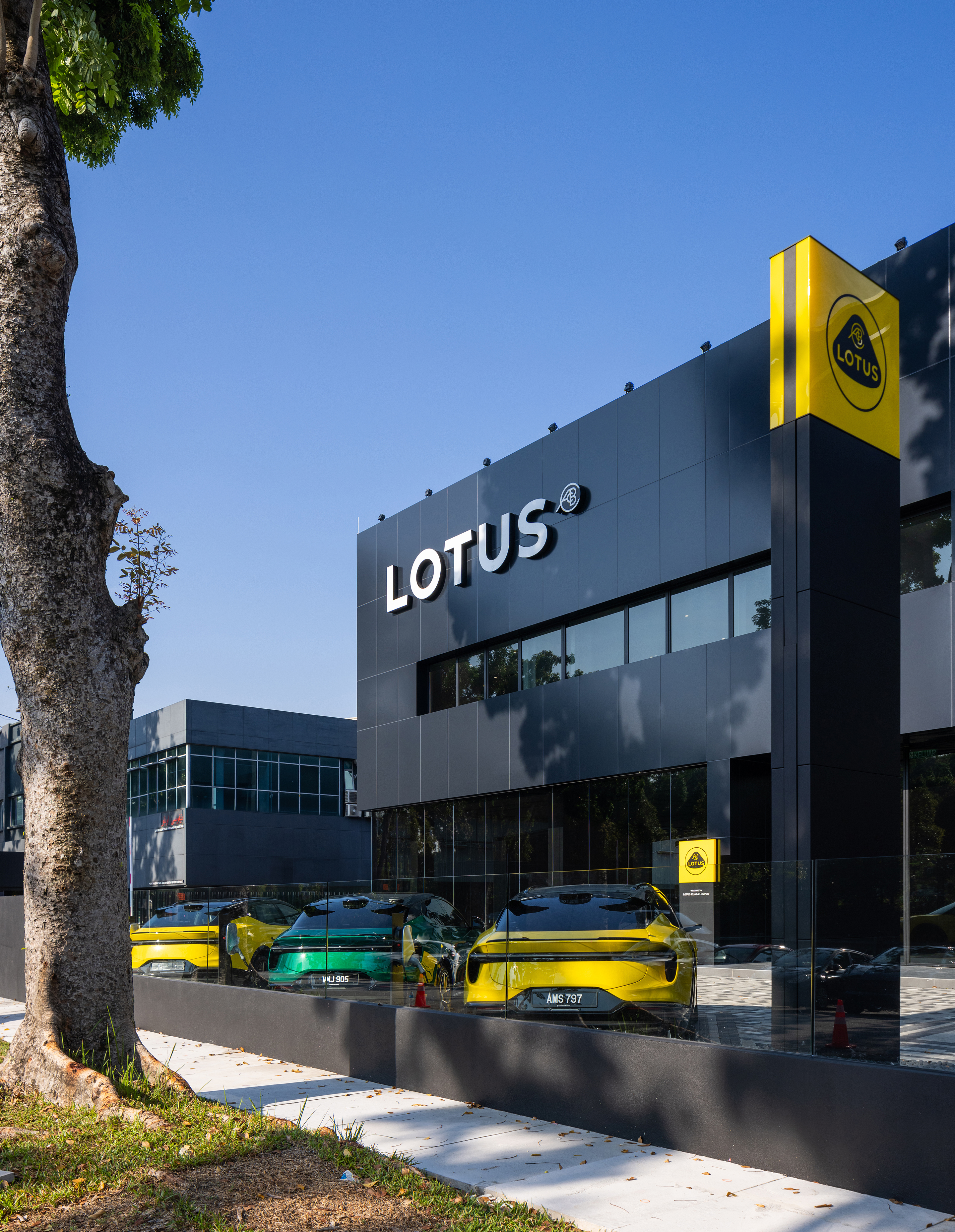 Lotus KL Store by Gibert&Tan - Architizer