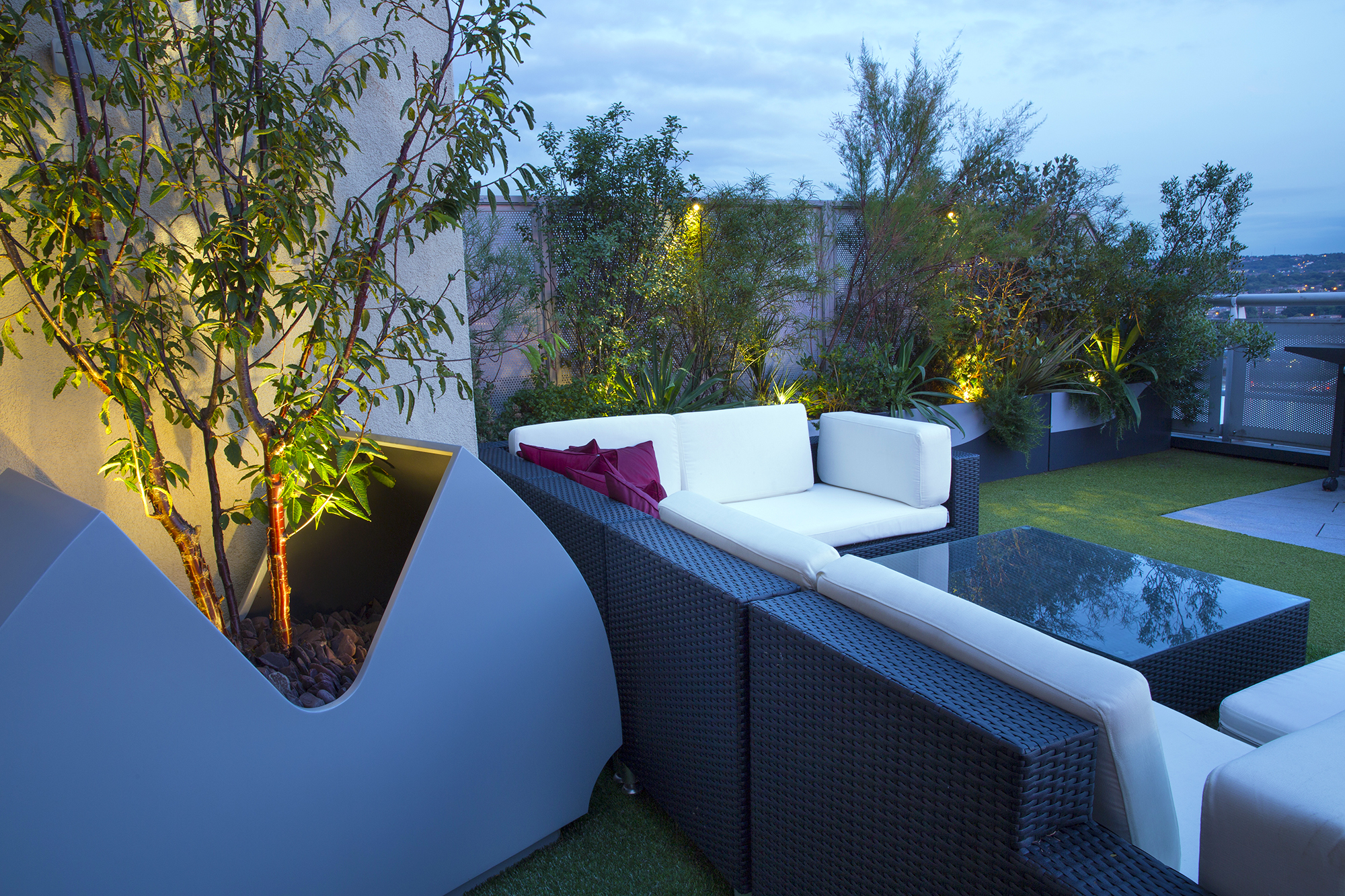 Thames Barrier Roof Garden: Thames Terrace by Mylandscapes Roof Garden ...