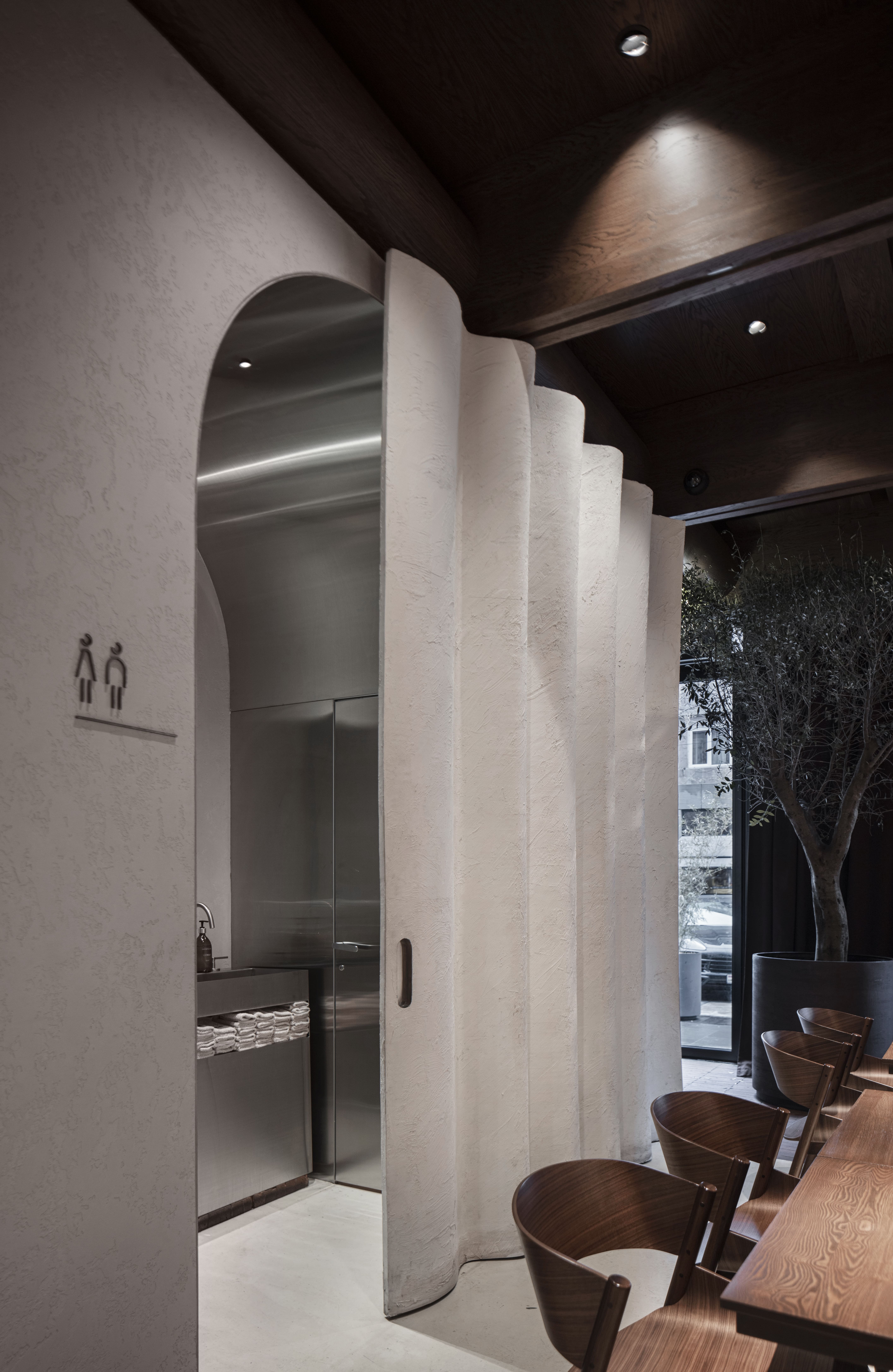 COMO restaurant by DA bureau - Architizer