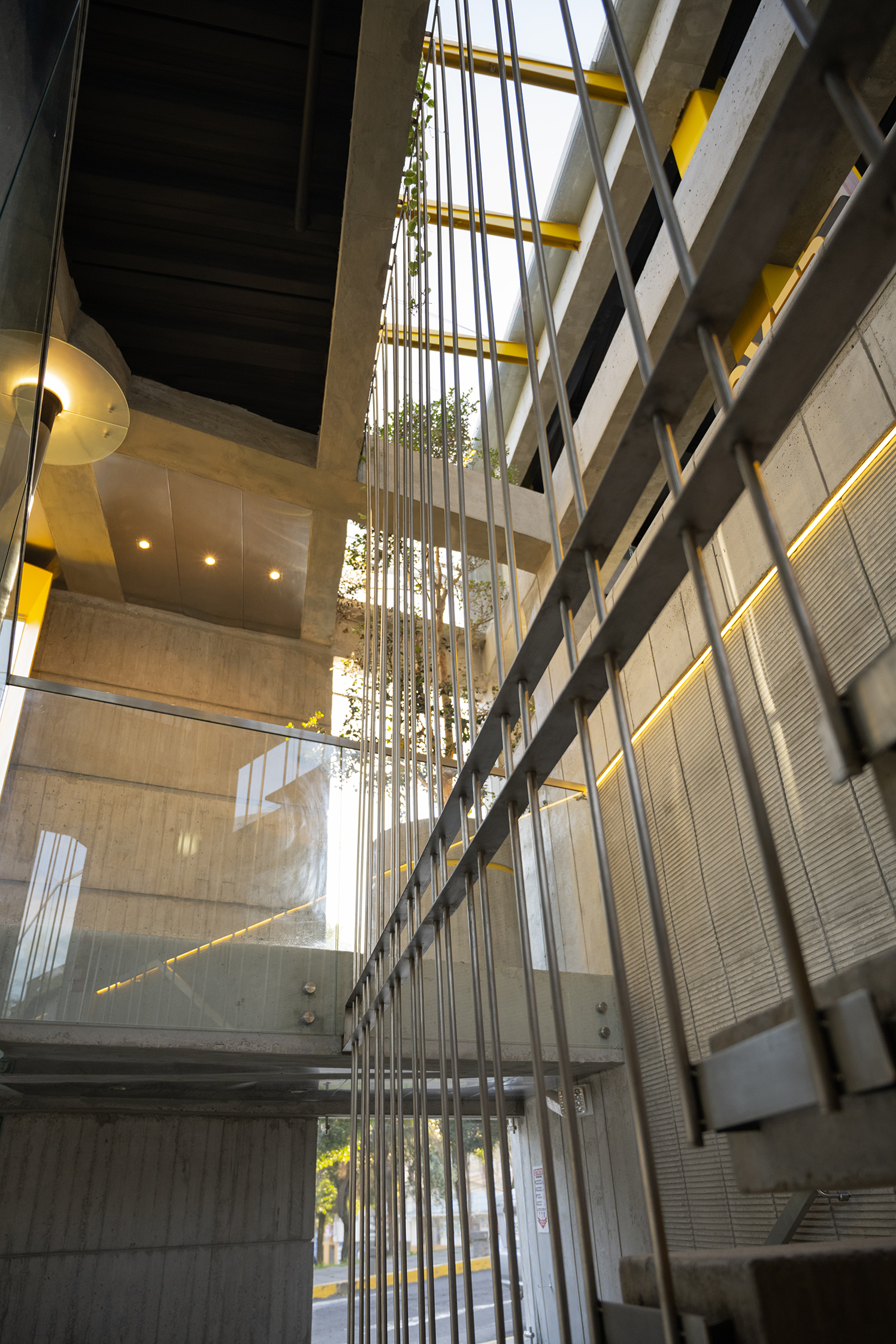 Idea 4052044: OVER by The Space Machine - Architecture Studio (LA ...