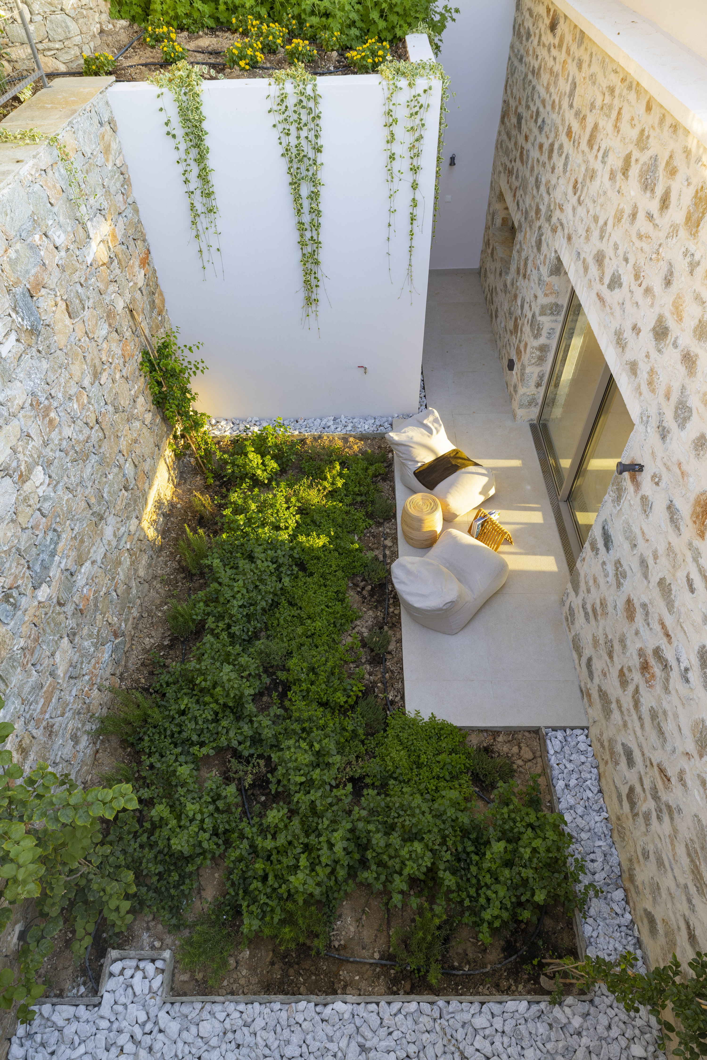 Atrium Villas II by 3H_ARCHITECTS - Architizer