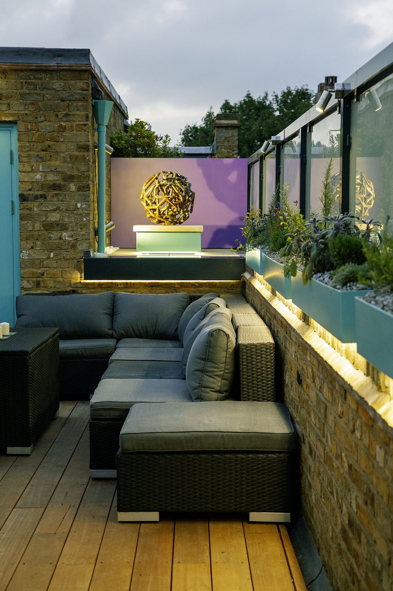 Wapping Roof Garden Design: Rooftop Originality in East London by ...