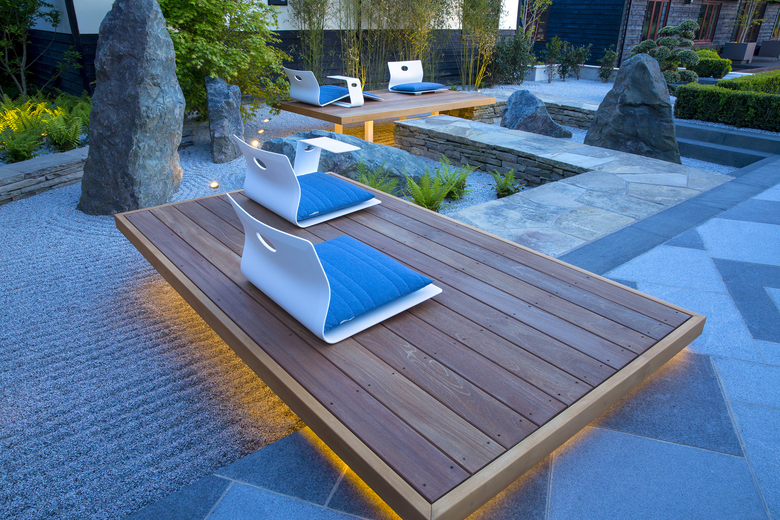 Contemporary Japanese Sunken Temple Garden in Saffron Walden Essex ...