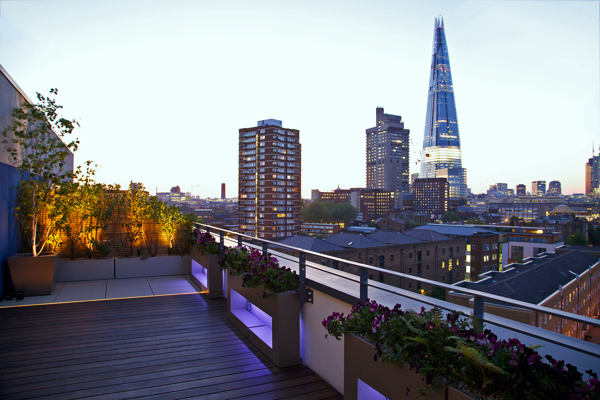 London Bridge Roof Terrace: An Unadulterated City Perch by the Shard by ...