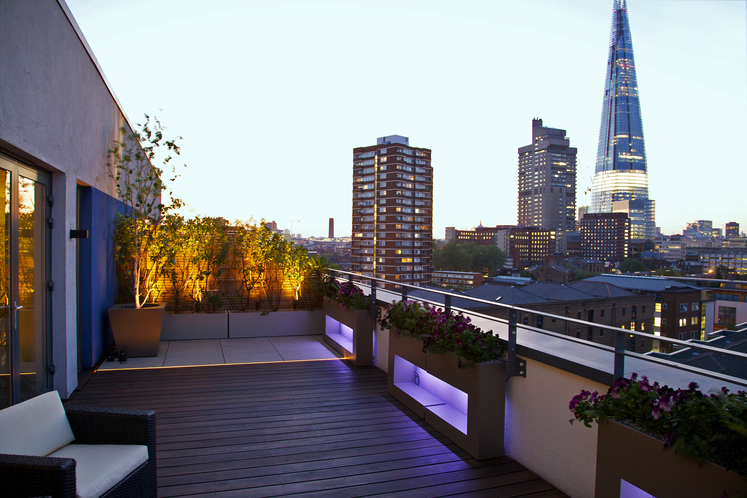 London Bridge Roof Terrace: An Unadulterated City Perch by the Shard by ...