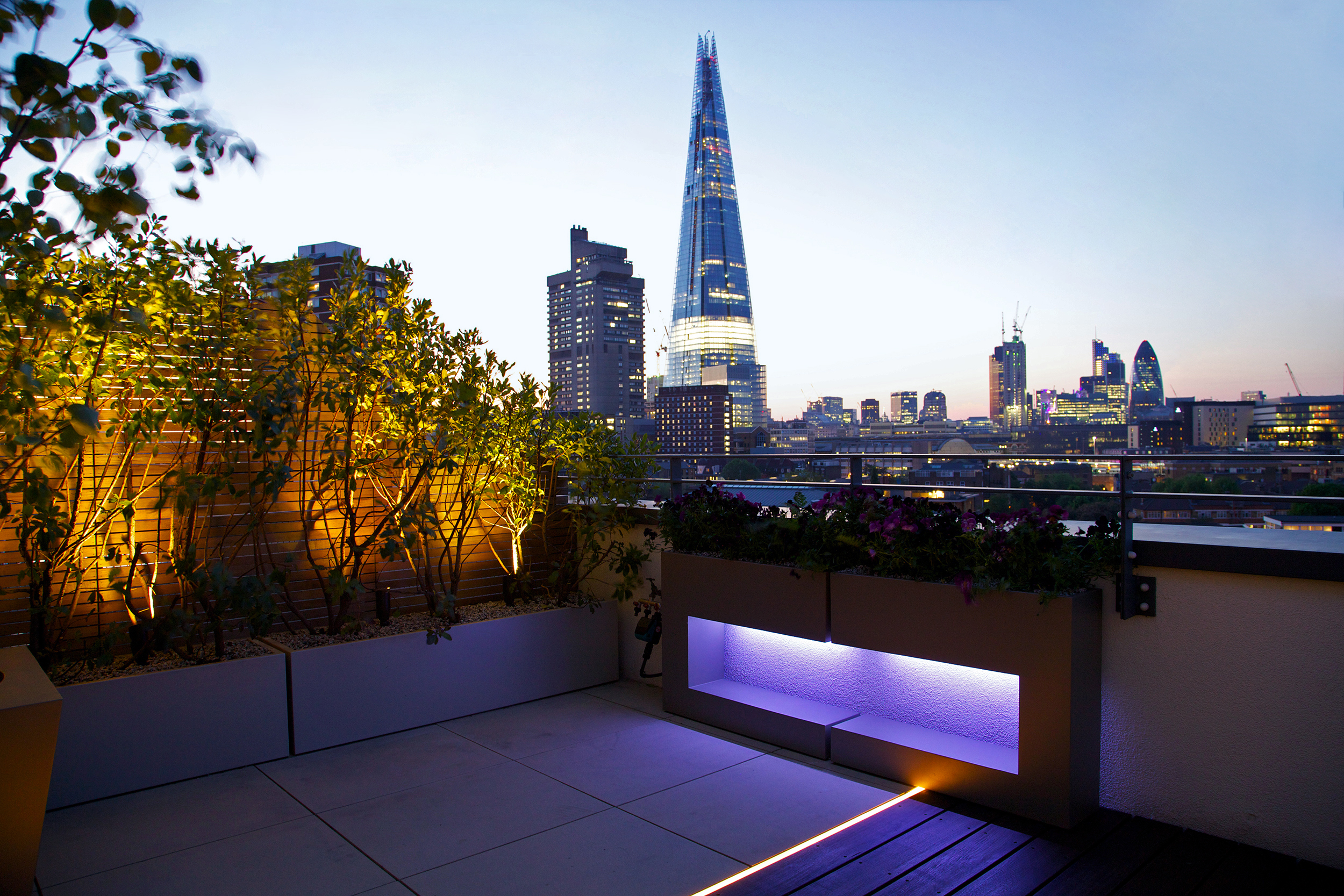 London Bridge Roof Terrace: An Unadulterated City Perch by the Shard by ...