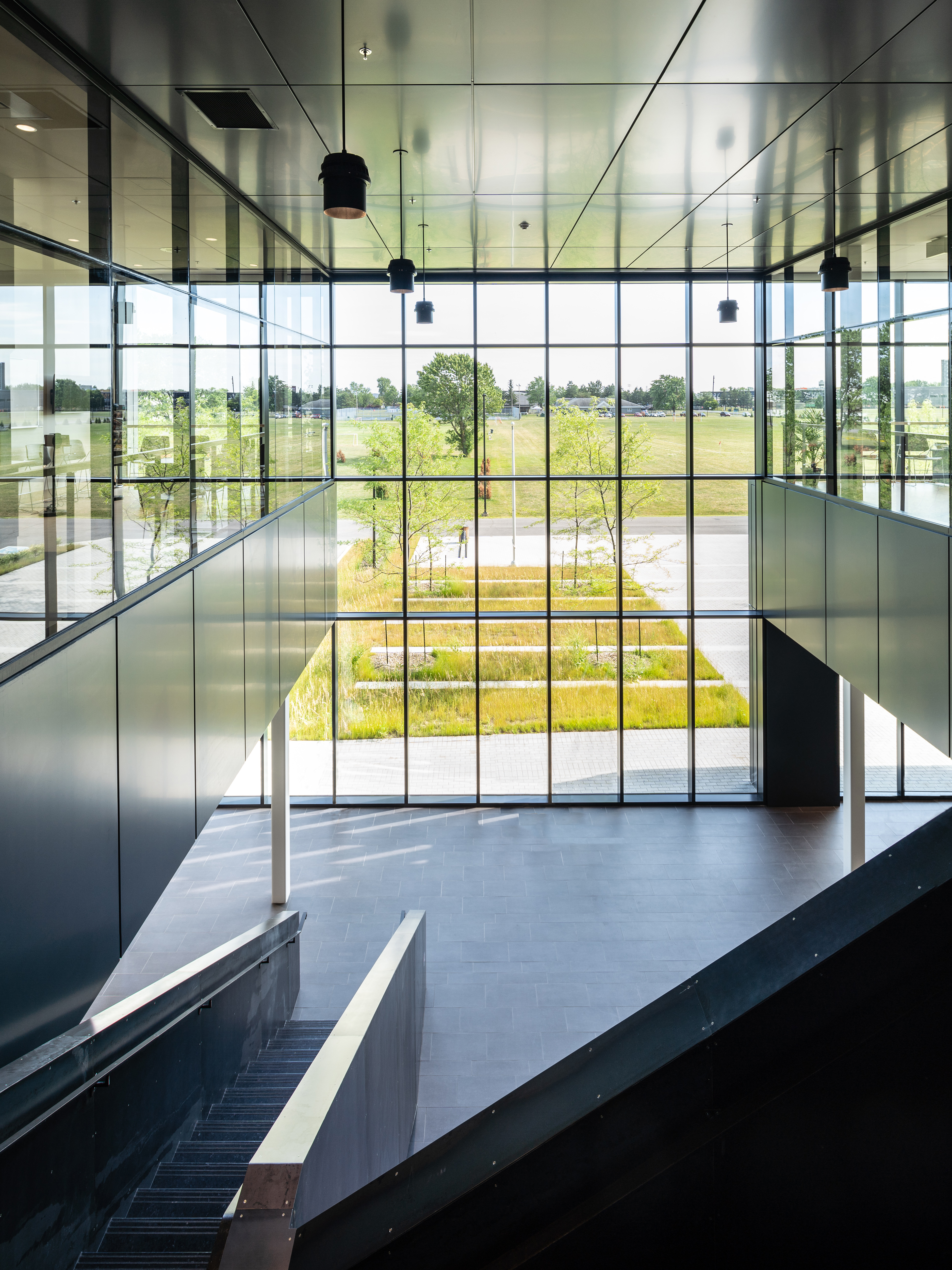 Centre de santé et unité dentaire, Garnison Saint-Jean by Atelier Archi ...