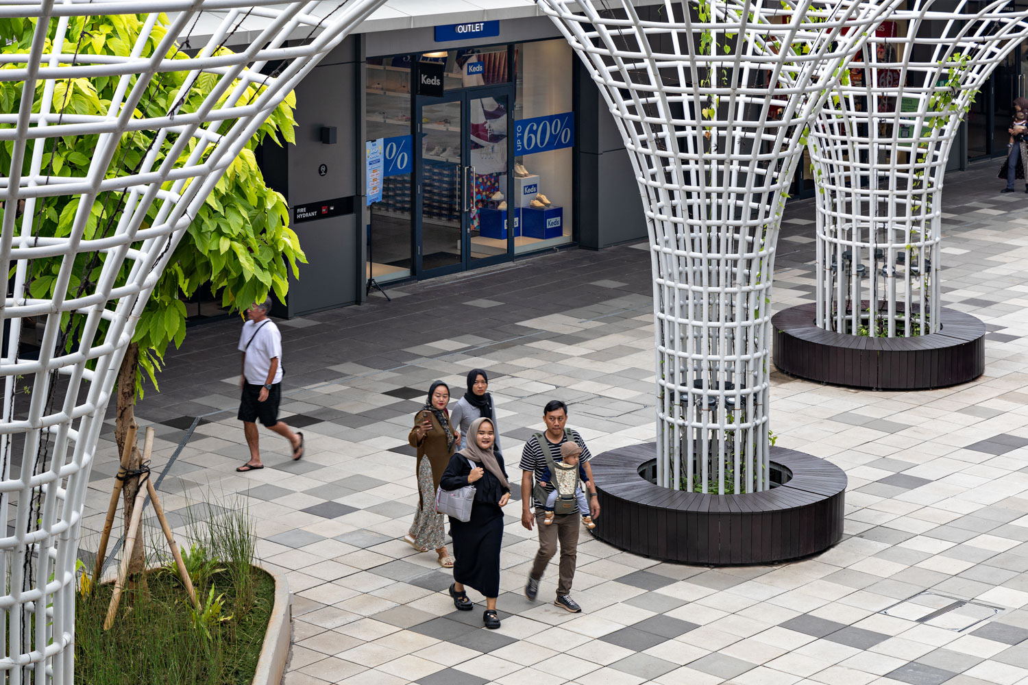 The Grand Outlet Karawang East Jakarta by Mitsubishi Jisho Design Asia ...