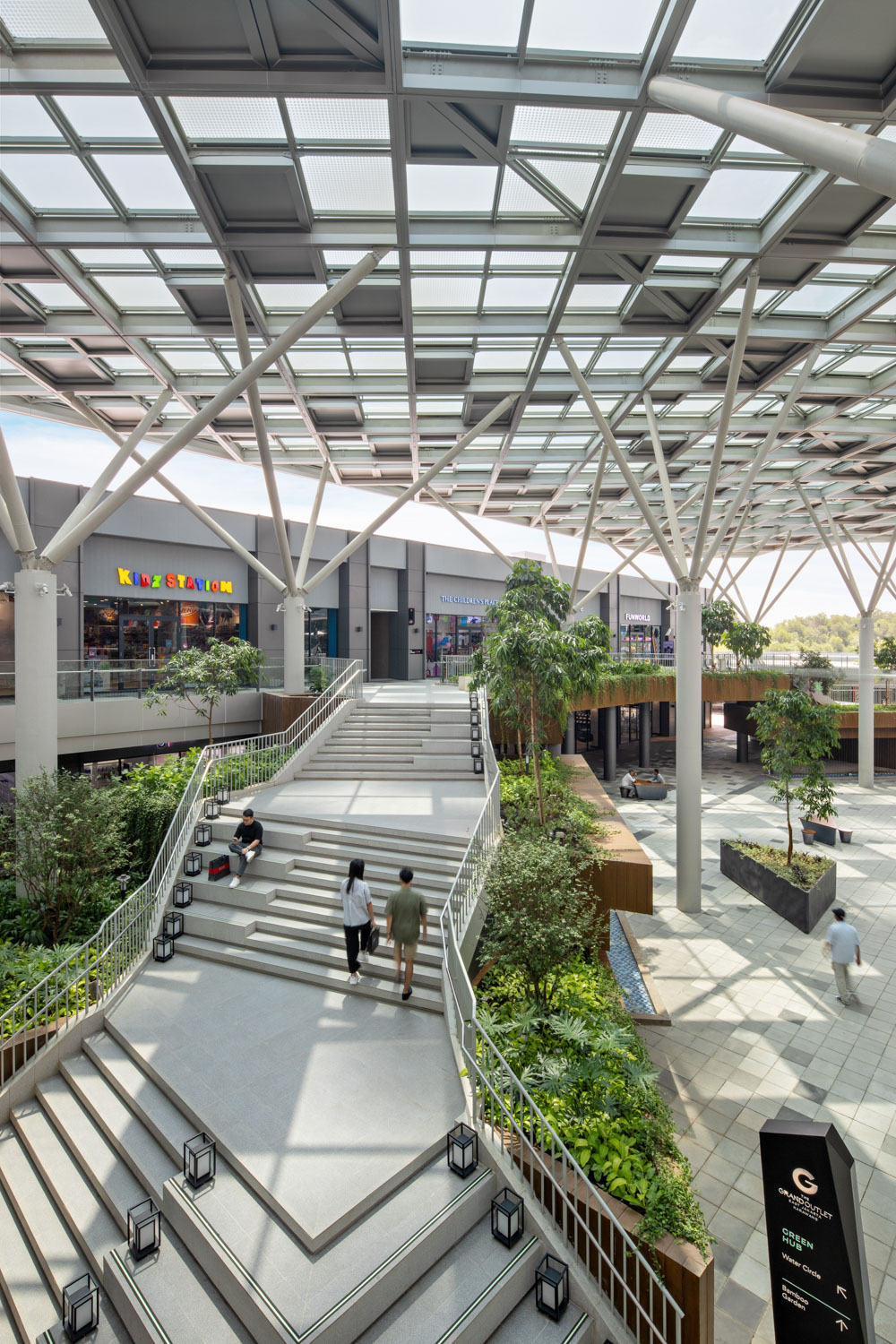 The Grand Outlet Karawang East Jakarta by Mitsubishi Jisho Design Asia ...