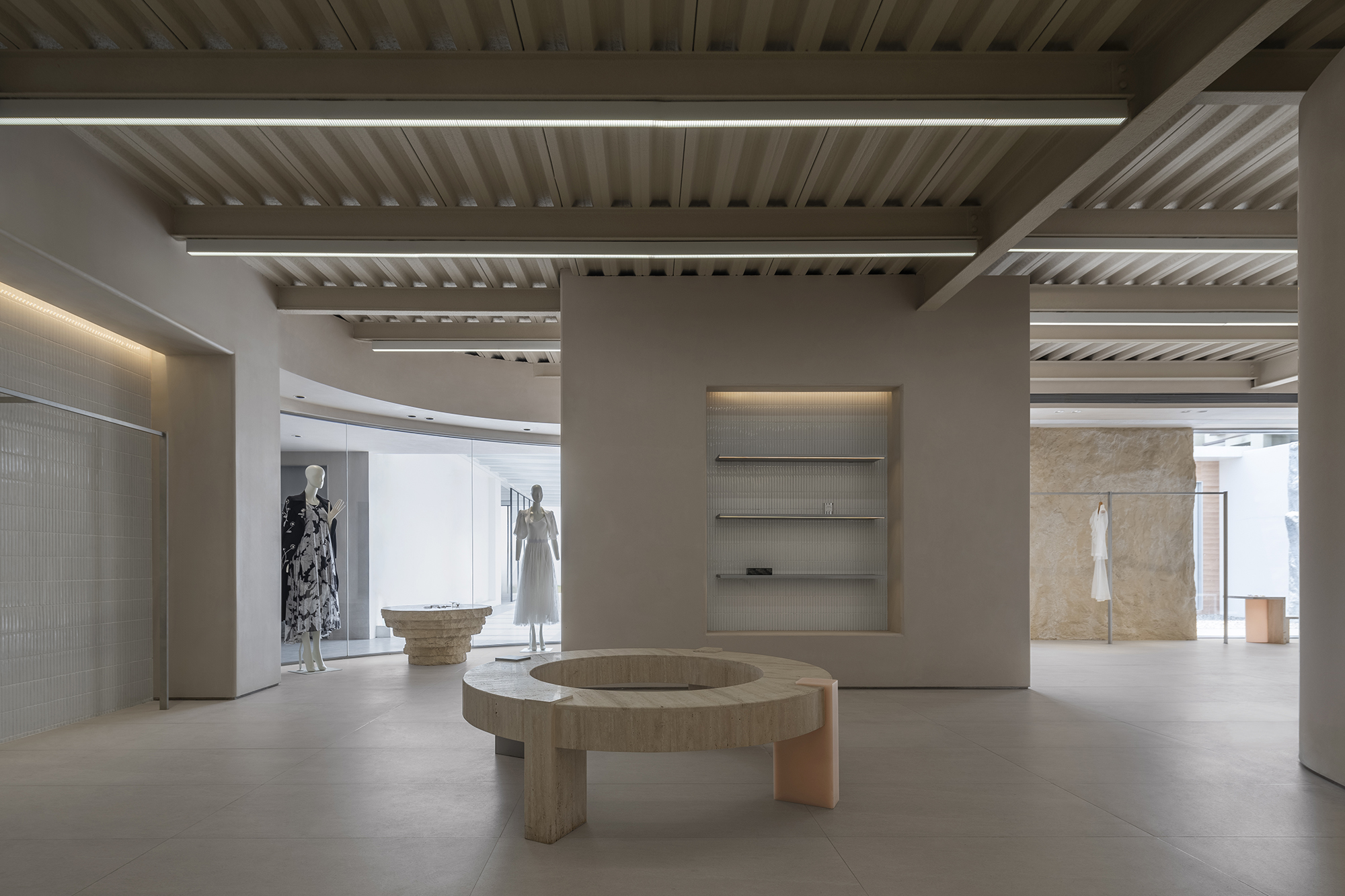 RESOUL Photography Base & Concept Store by LubanEra·Design - Architizer