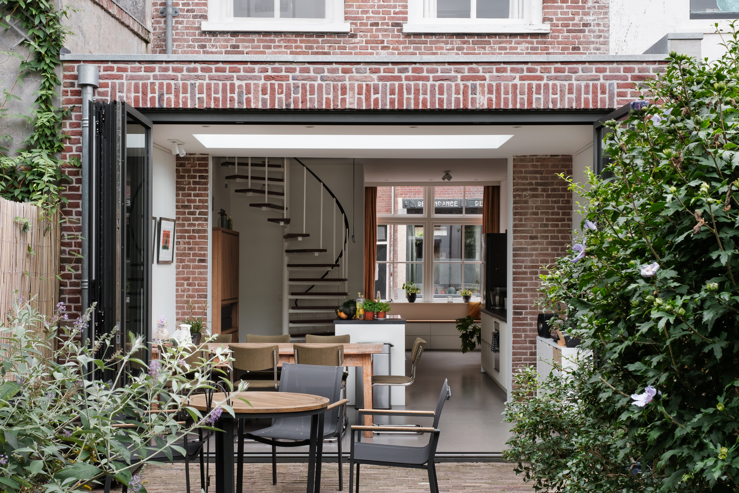 Monumental house extension by ExMaterials - Architizer