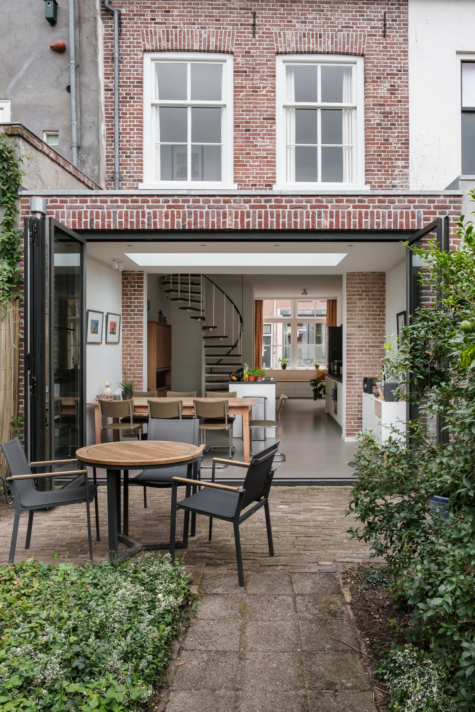 Monumental house extension by ExMaterials - Architizer