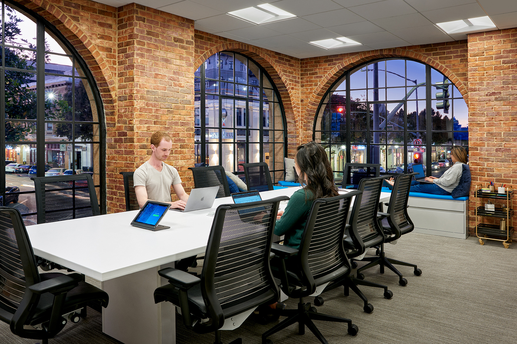 Bloomberg Second Measure by AP+I Design, Inc. - Architizer