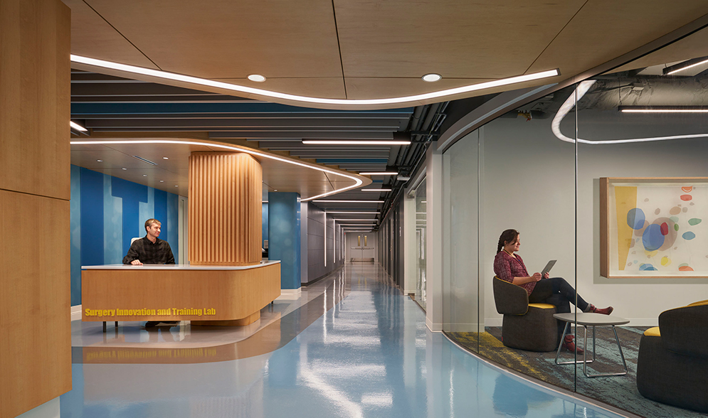 Surgical Innovation and Training Laboratory by Bailey Edward - Architizer