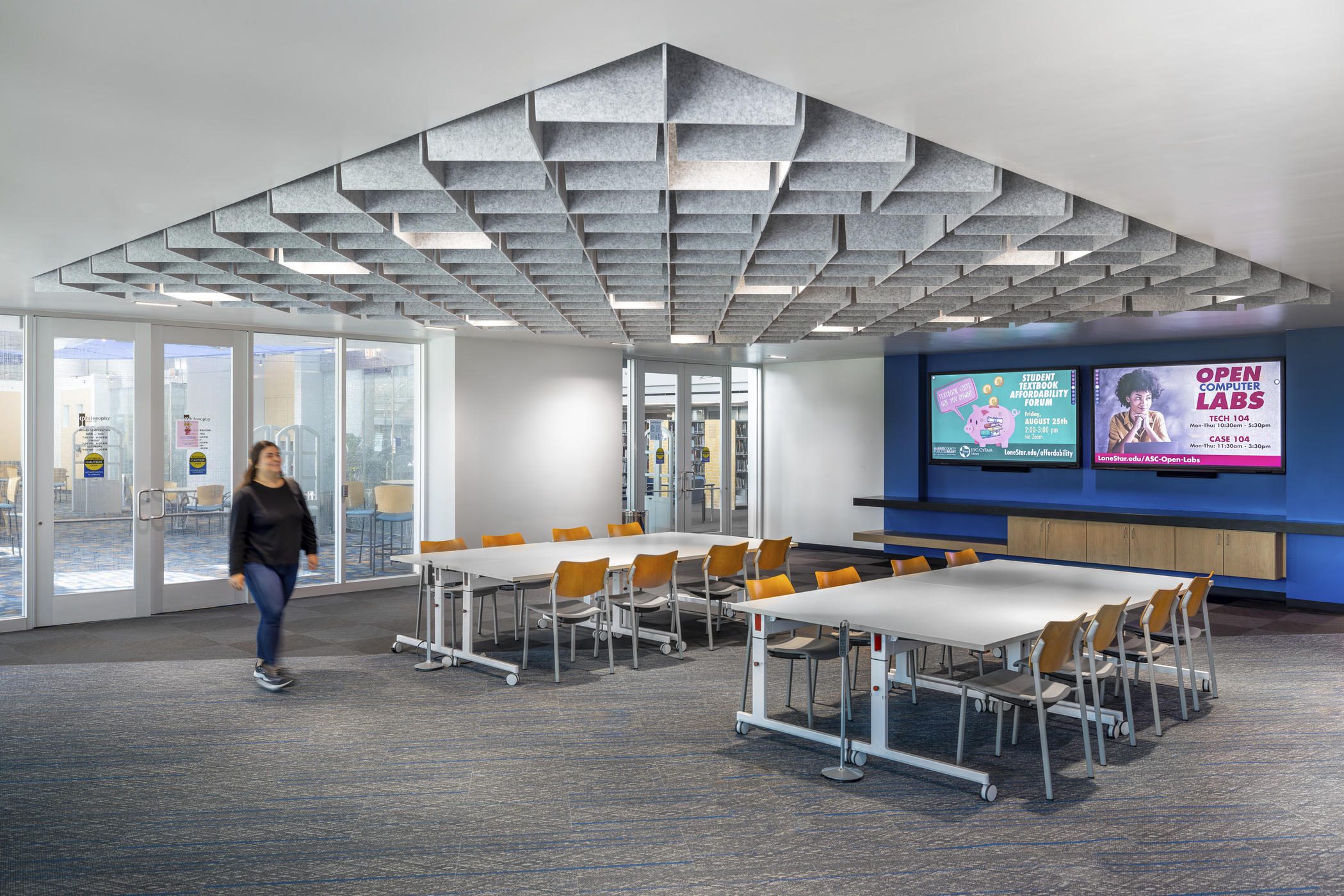 Lone Star College Campus Learning Commons Building Classroom + Lobby ...